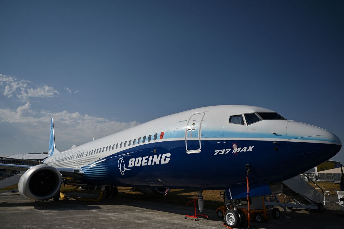 Boeing (BA) Sees Critical Fix for Smallest 737 Max Jet Within Nine ...
