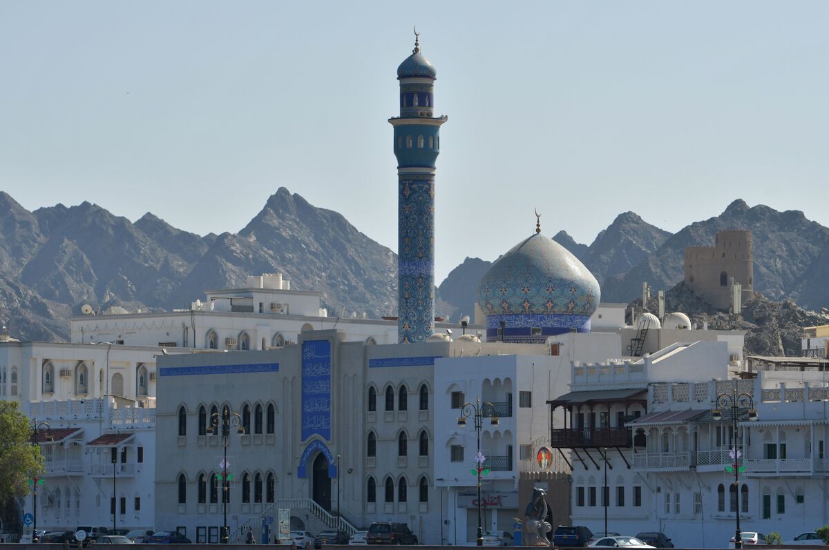 Muscat. Oman, Urban Design Plan in Contrast to Dubai and Abu Dhabi ...