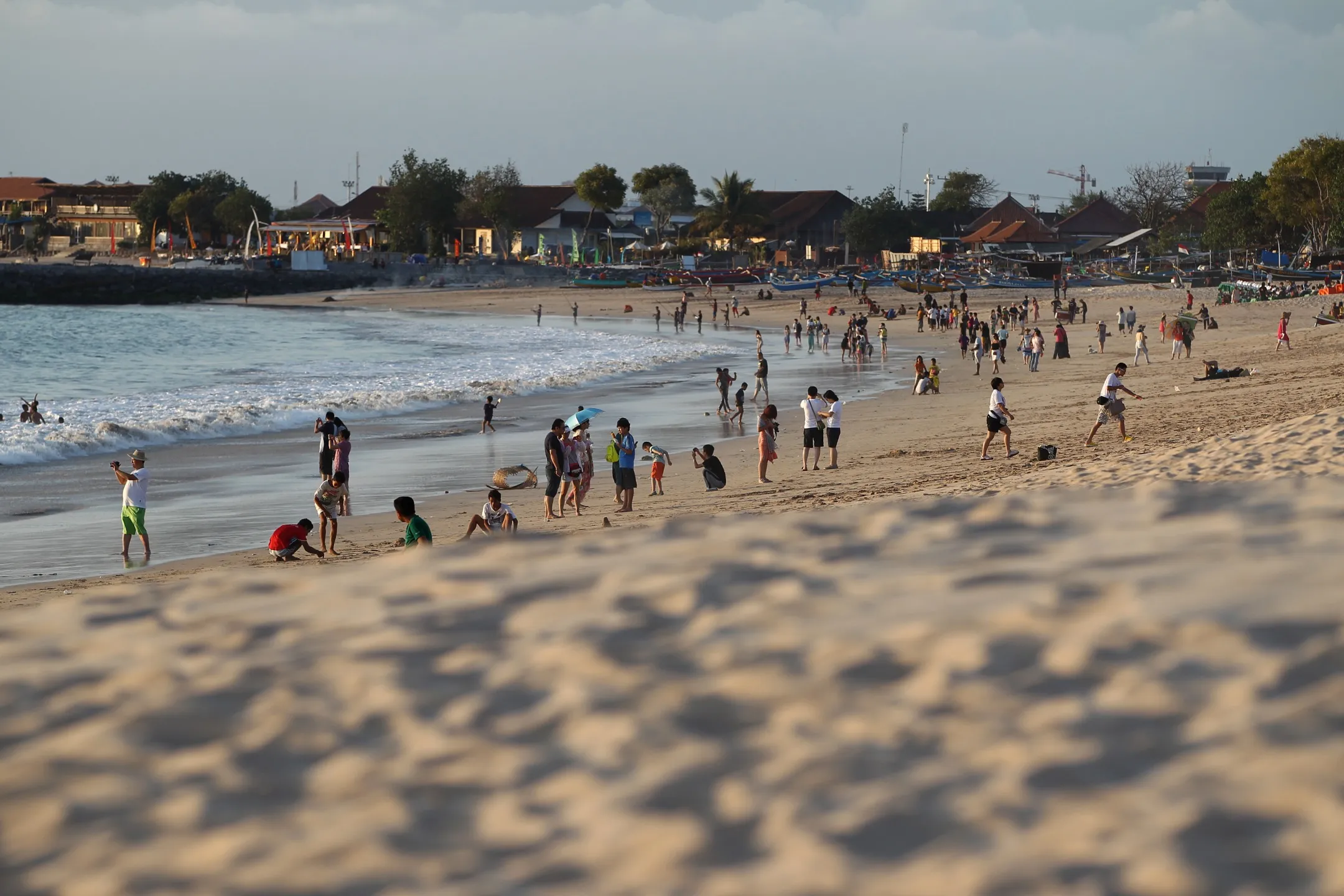 Guardians of the Global Economy Descend on Bali Divided - Bloomberg