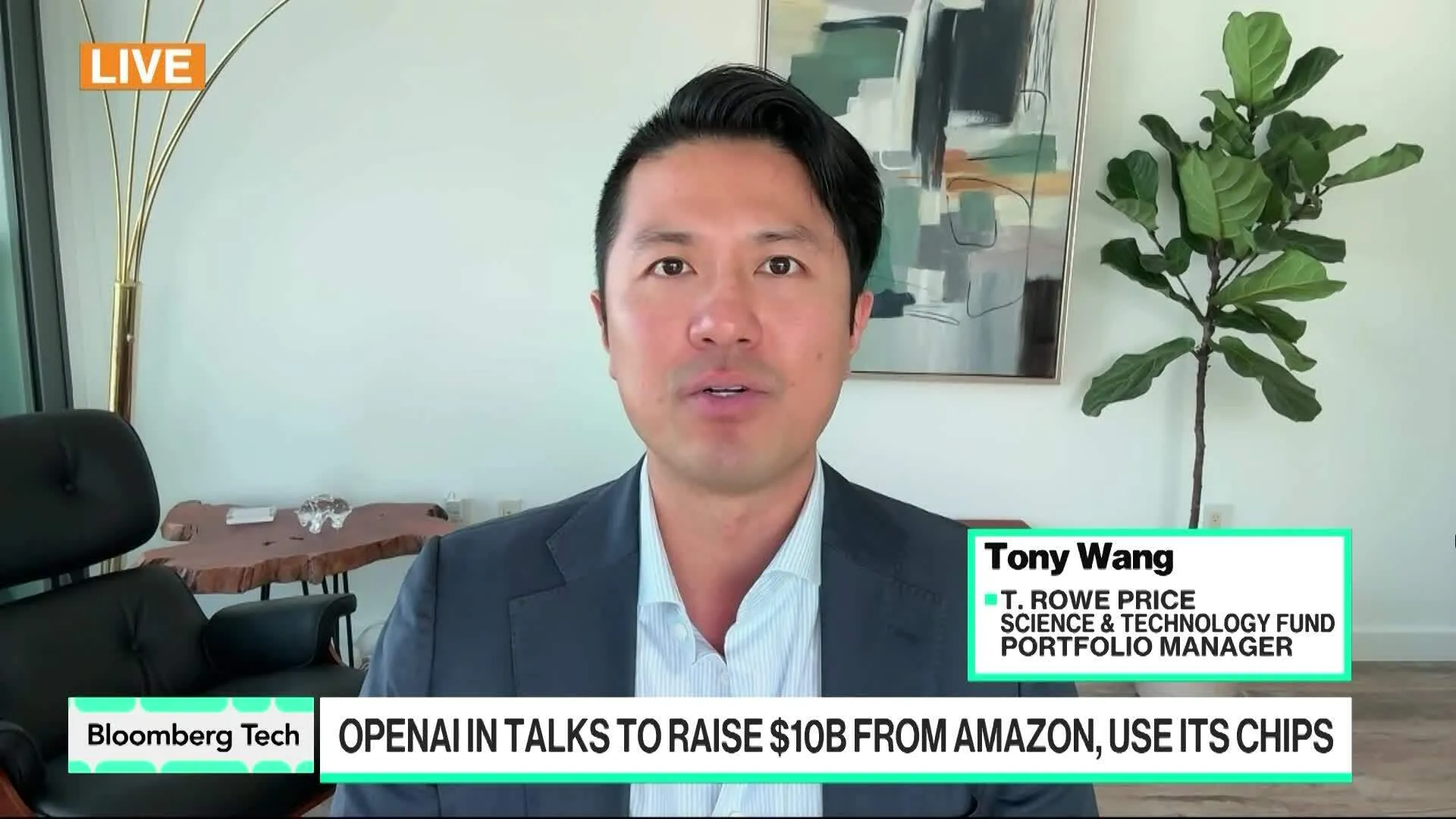 Watch There’s a 'Space Race' for AI, Says T. Rowe’s Tony Wang - Bloomberg