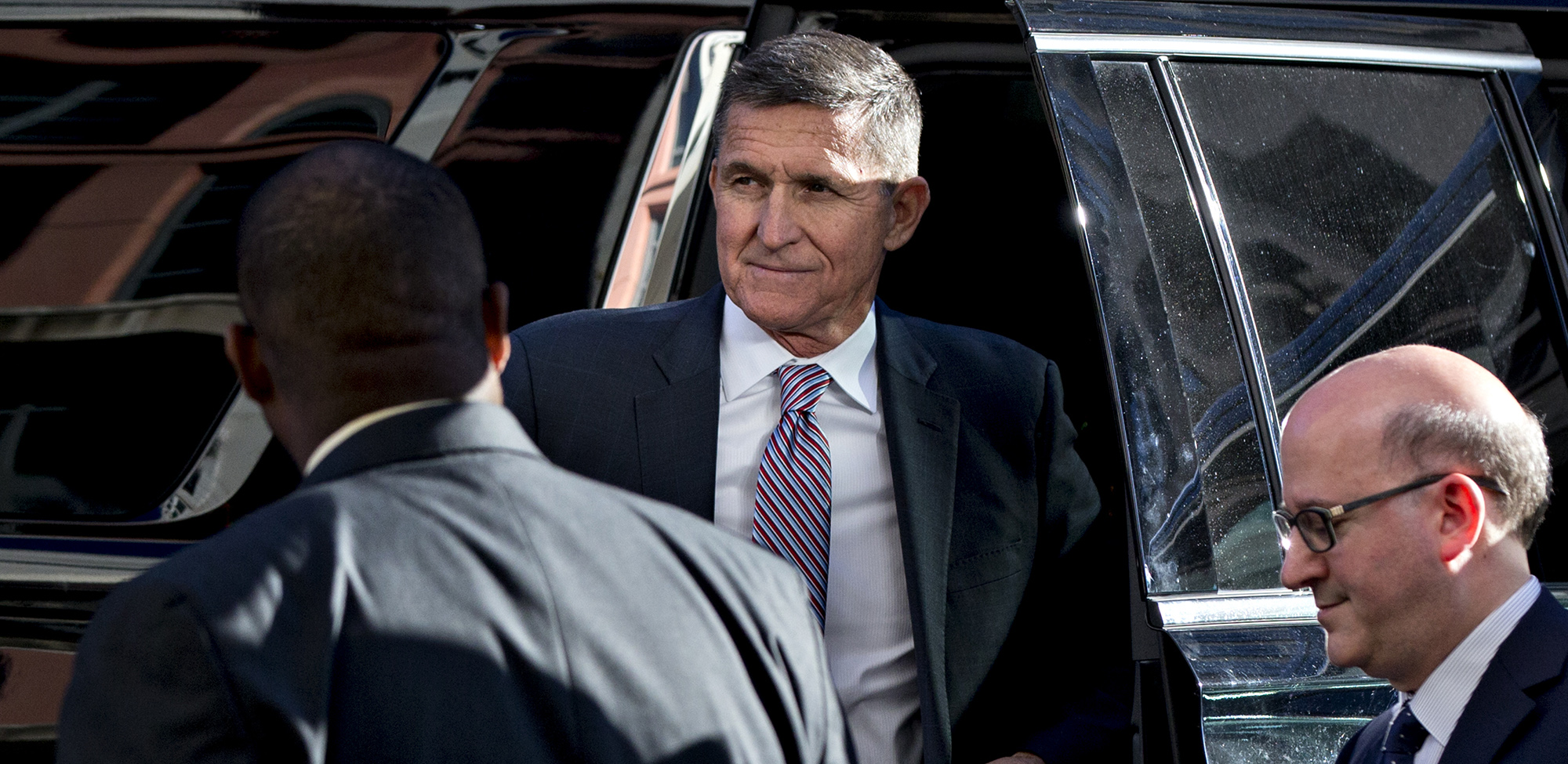 Prosecutors, States Weigh In on Dismissal of Flynn Case - Bloomberg