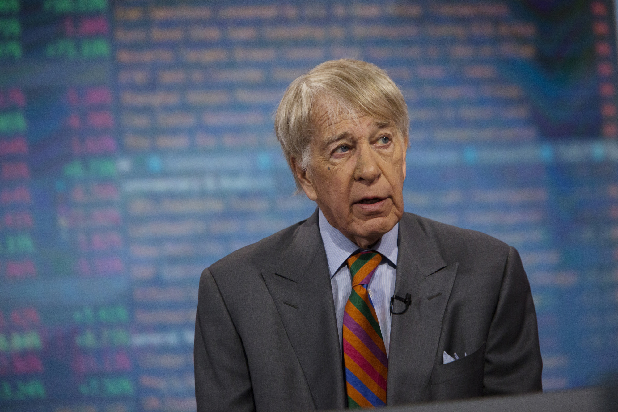 Evercore’s Roger Altman Says Voters Getting Queasy About the Economy ...