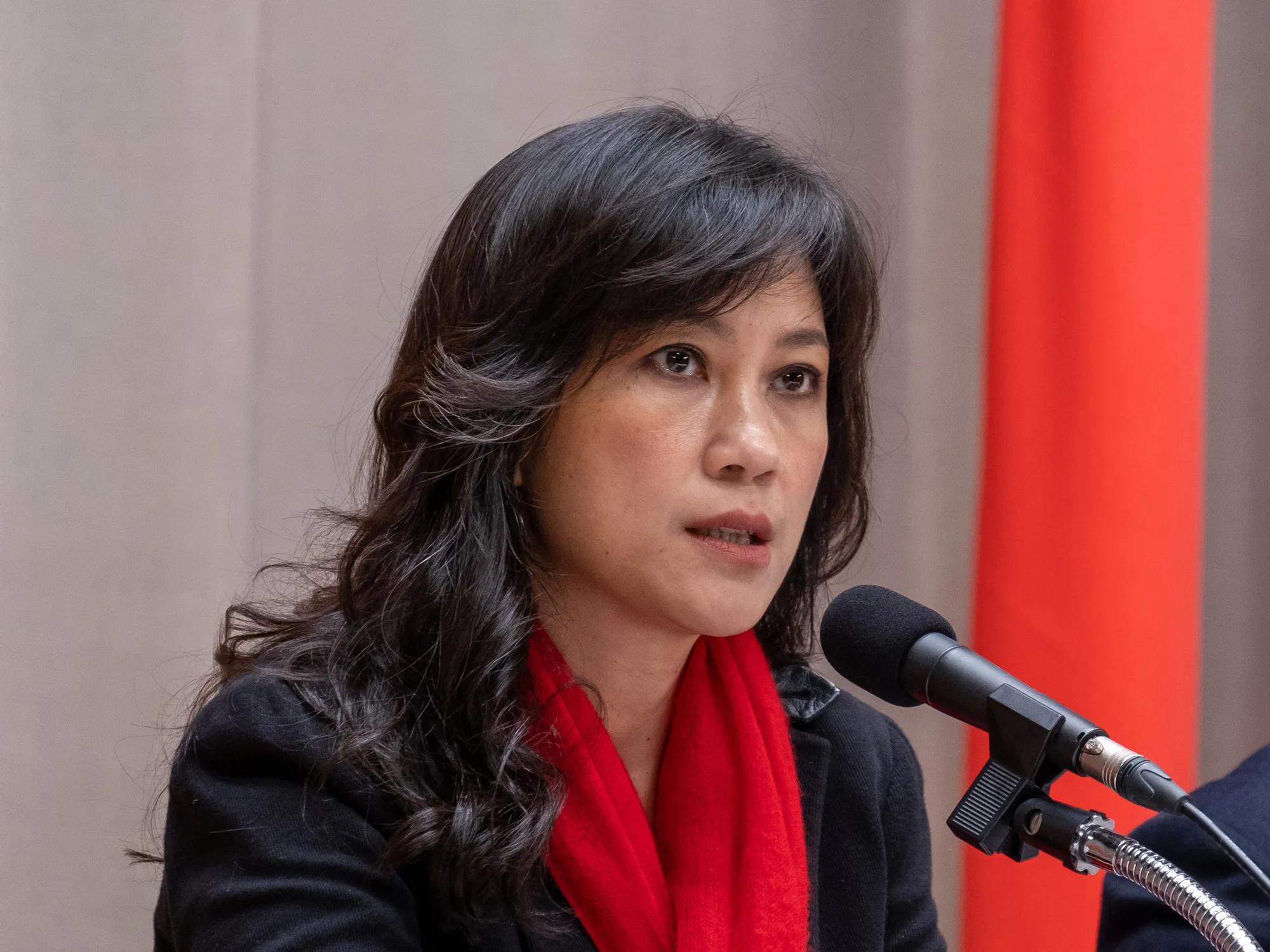 Top Taiwan Government Spokeswoman Quits After Report of Affair - Bloomberg