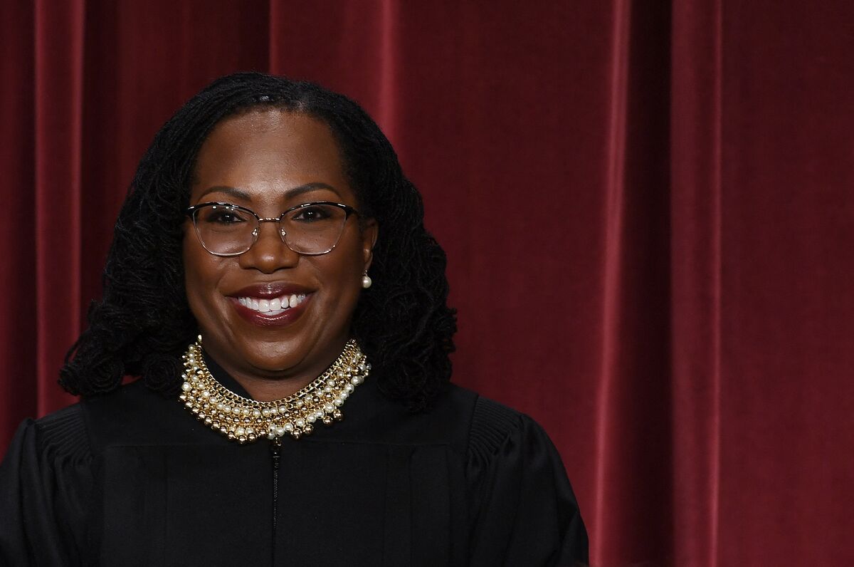 Supreme Court’s Jackson Says US Must Face Tough Lessons on Race - Bloomberg