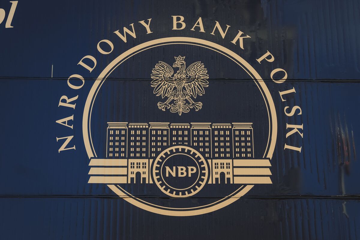 Poland’s Dabrowski Floats 2026 Rate Cut View as Price Risks Fade ...