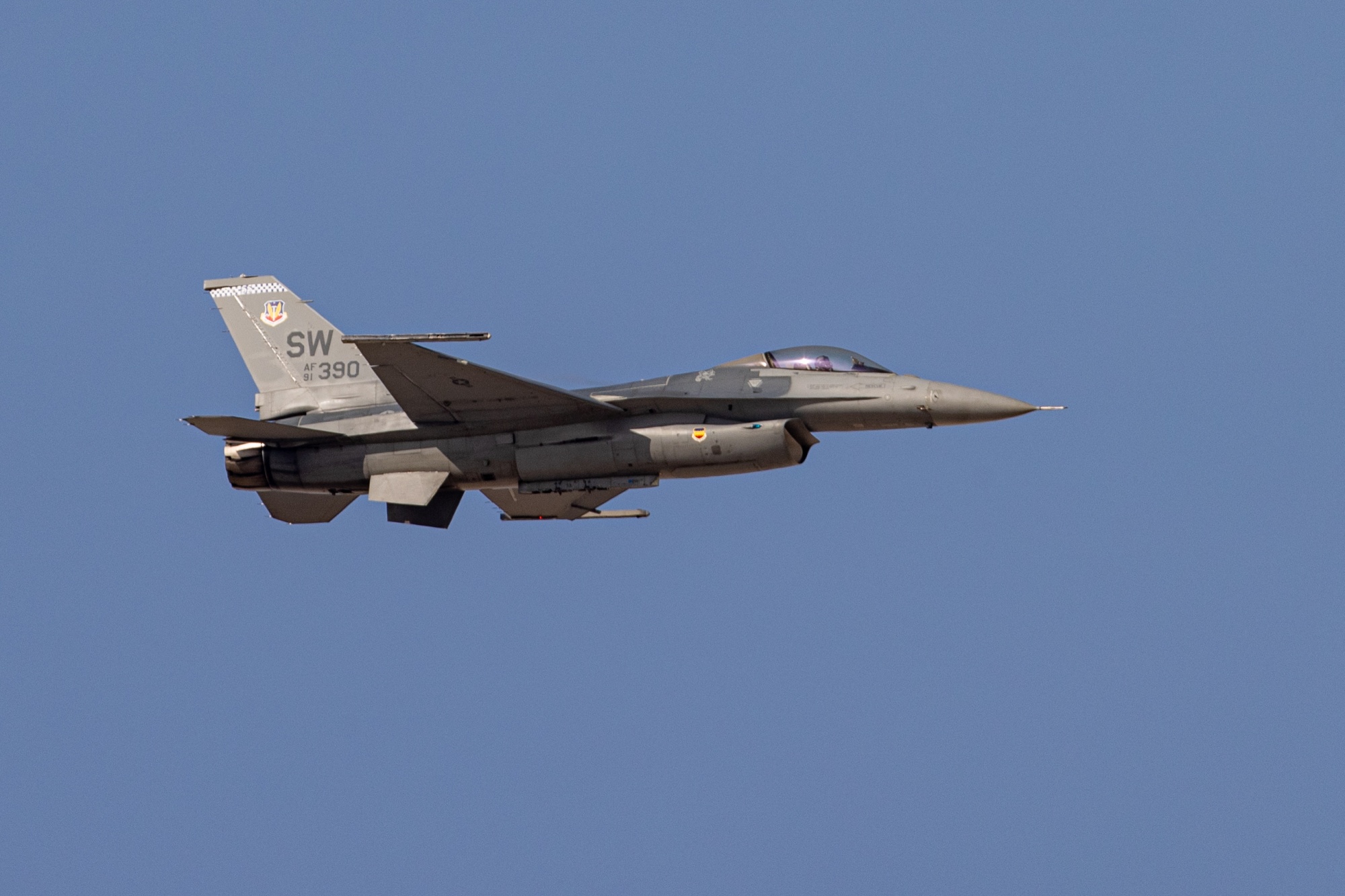 Biden Says He Is Ruling Out Giving Ukraine F-16s ‘For Now’ - Bloomberg