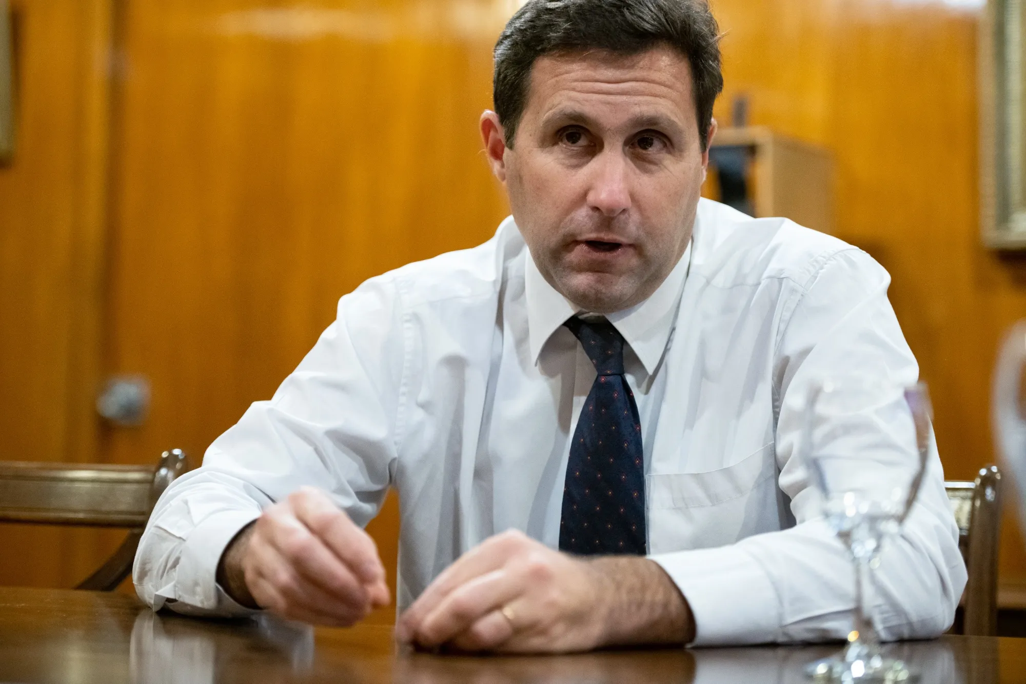 Primer banco central Sudamérica en recortar habla de cautela - Bloomberg