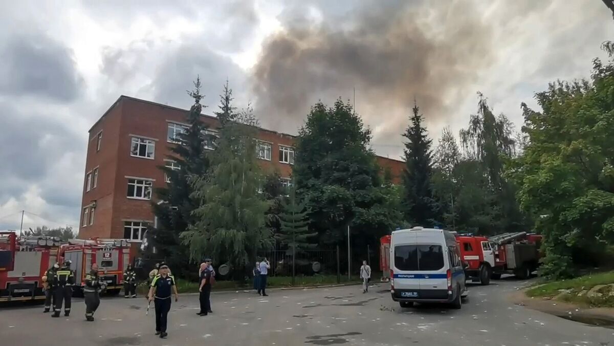 Blast Injures Dozens at Rostec Optics Plant Site Near Moscow - Bloomberg