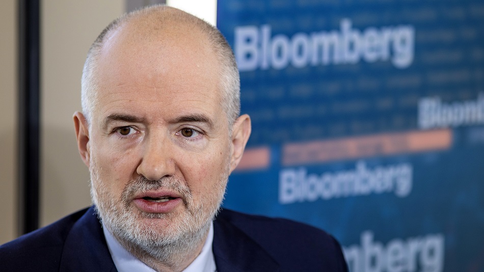 GDP at 2019 Level by Late 2021, Pimco CEO Emmanuel Roman Says: Video ...