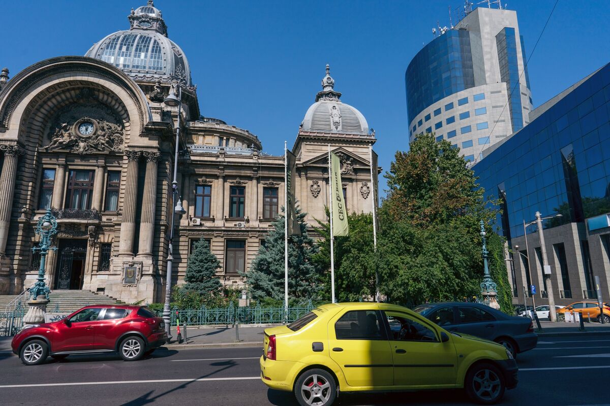 Romania’s ‘Done Deal’ on Rates No Longer Certain: Decision Guide ...