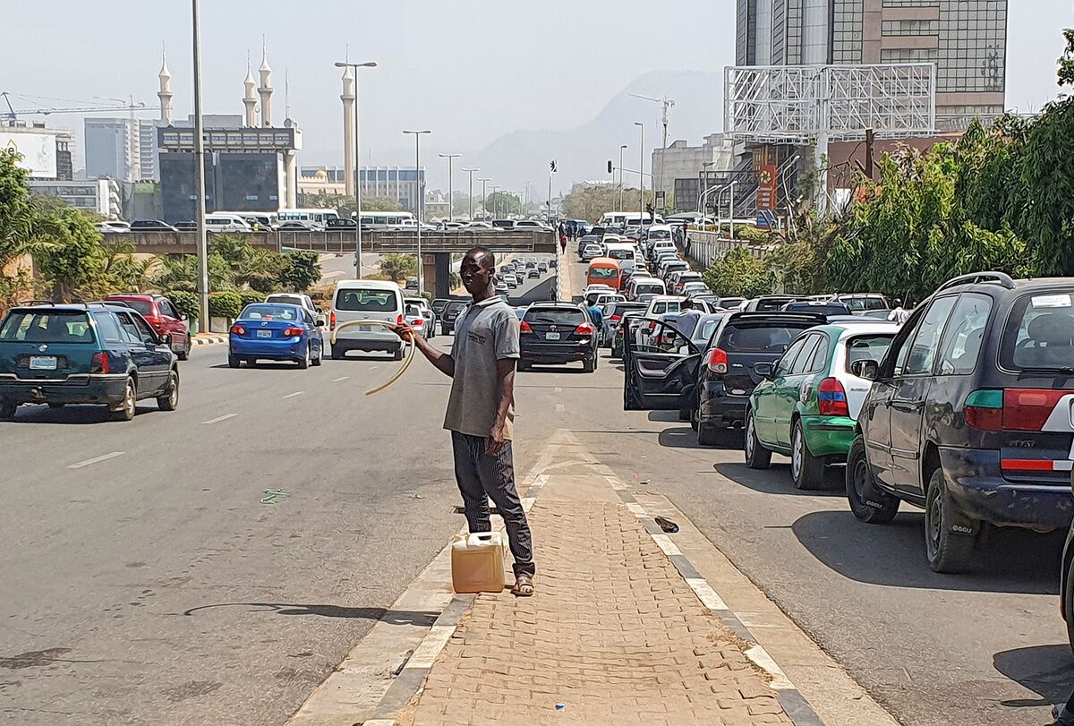 Nigeria Fuel Shortages Have Caused Shock to Economy, Stats Head Says ...