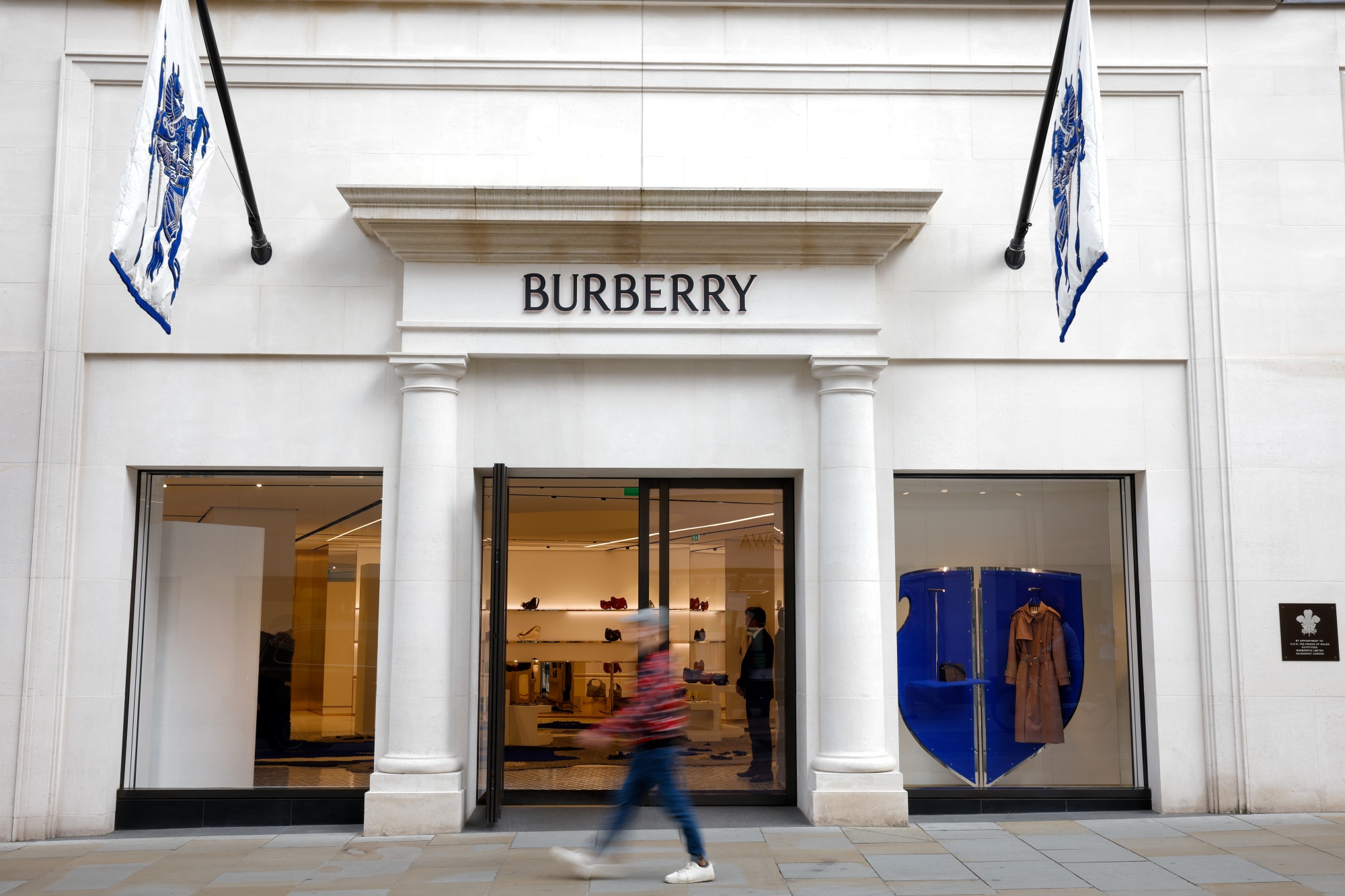 Burberry (BRBY) Sales Expected to Decline As Brand Revival Falters ...