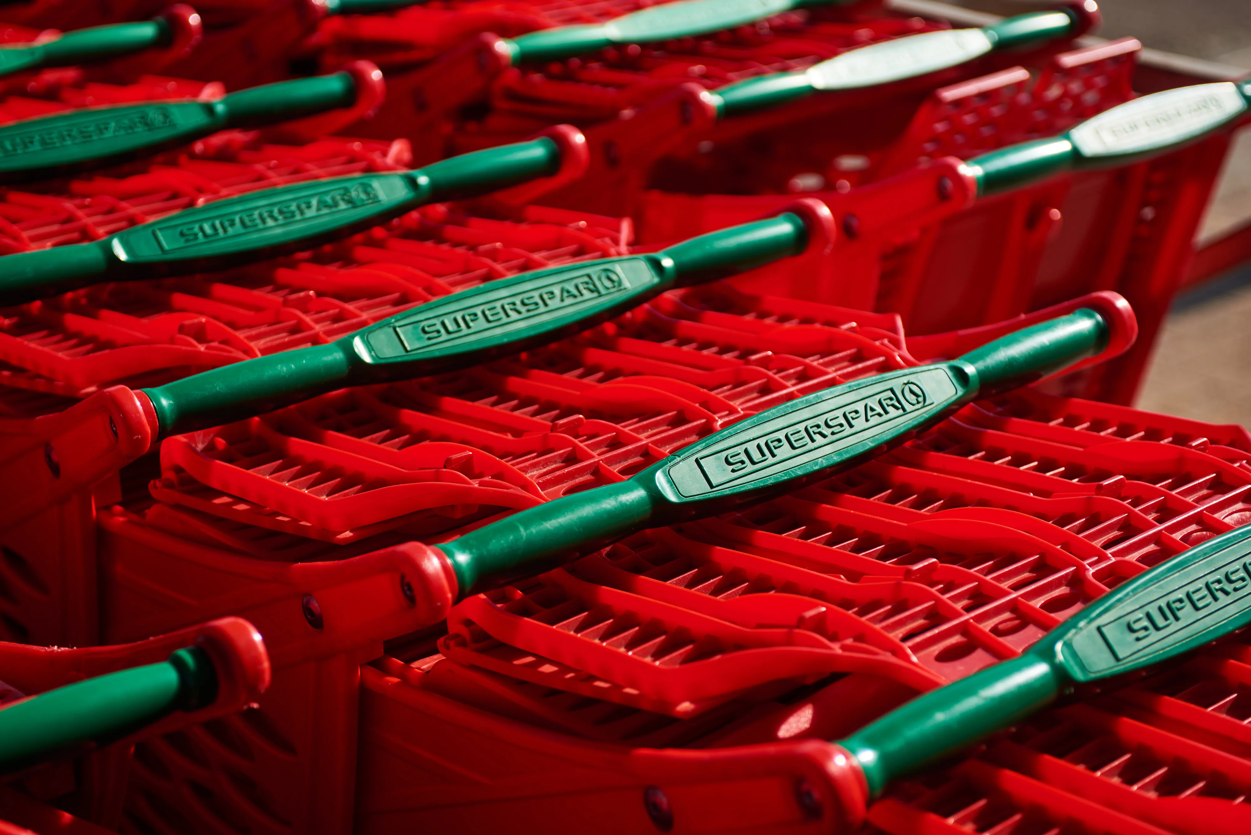 South Africa’s Spar Weighs Offer for Cash-Strapped West Pack - Bloomberg