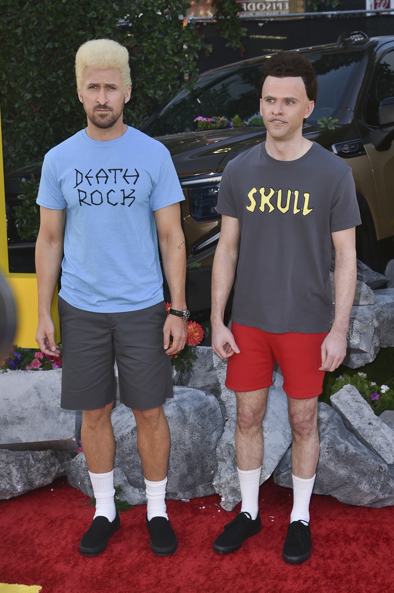 Ryan Gosling and Mikey Day reprise viral Beavis and Butt-Head ...