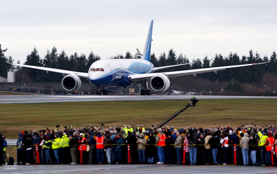 Boeing (BA) to Delay Some 787 Dreamliner Deliveries After Finding New ...