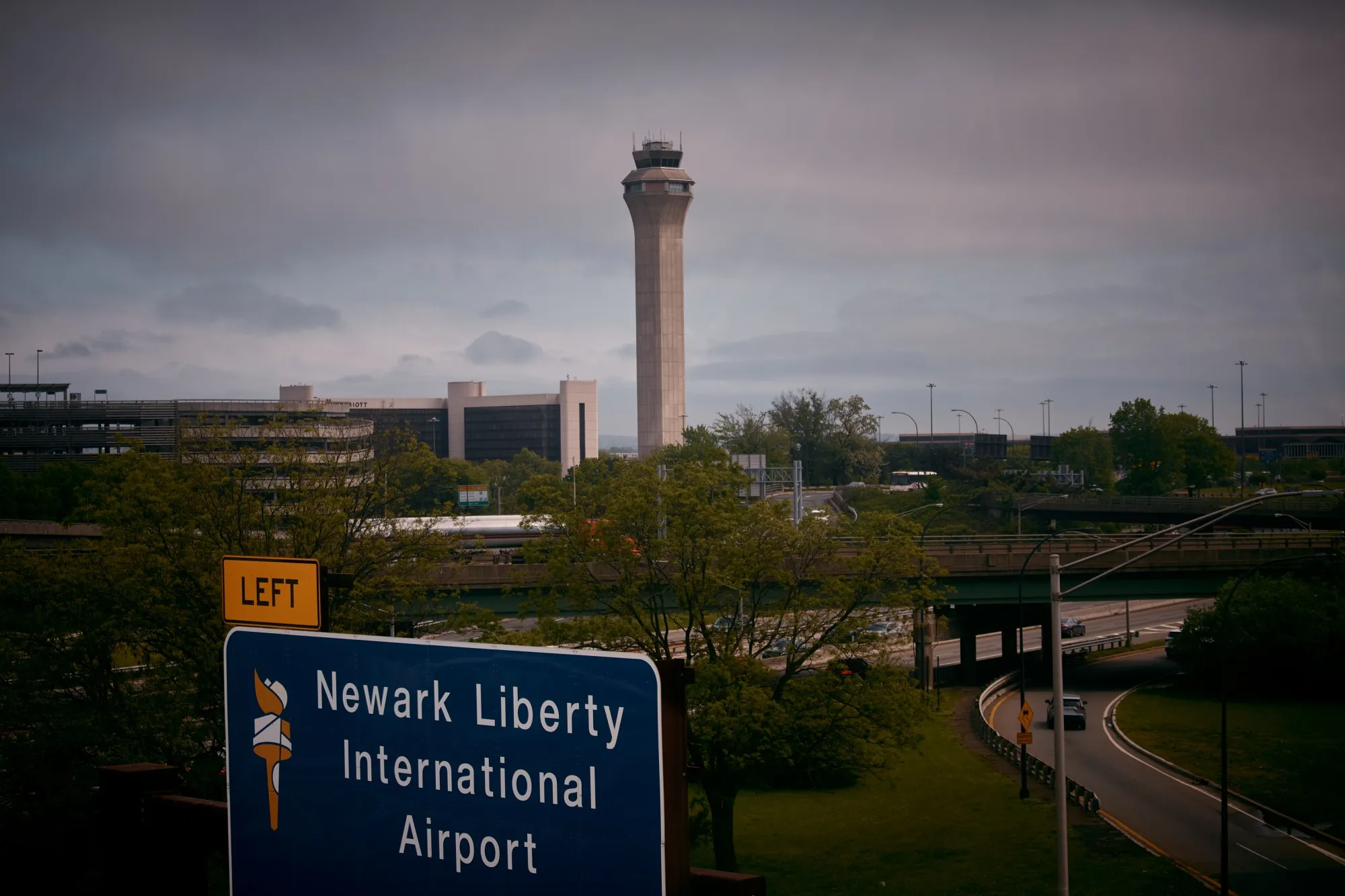 Watchdog Probing Newark Air Traffic Move Following Outages - Bloomberg