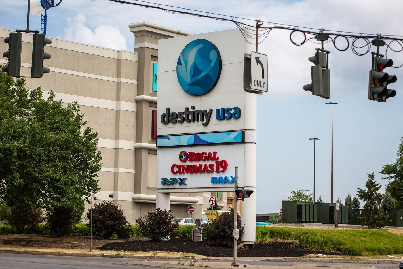 NY Mega Mall Destiny USA’s Muni Bonds Stave Off Default for Now, Fitch ...