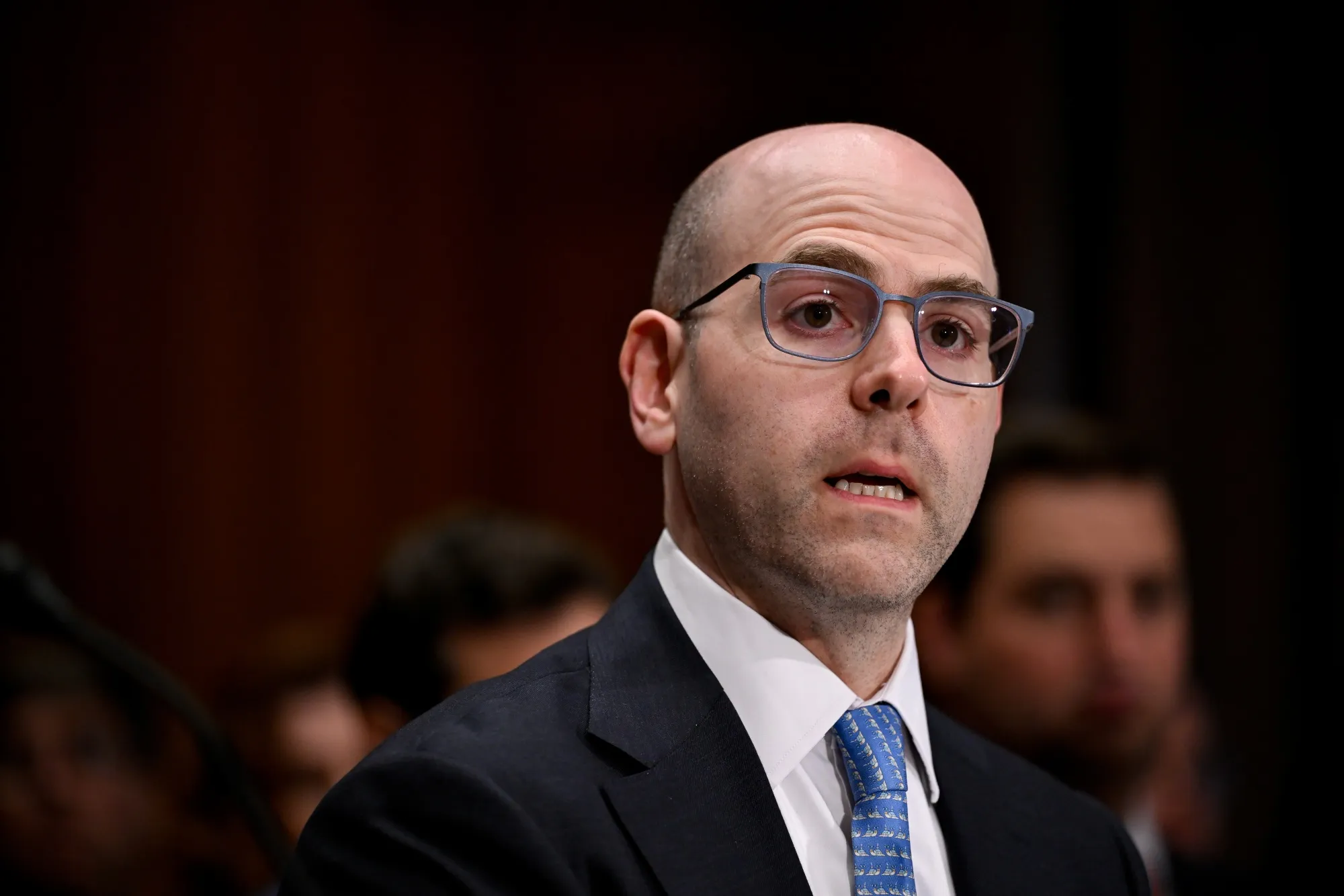 Senate Banking Panel to Vote on Stephen Miran Fed Nomination Wednesday - Bloomberg