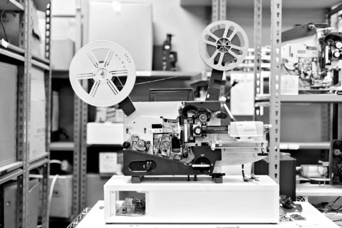 YesVideo Moves Home Movies From Old Formats to the Cloud - Bloomberg