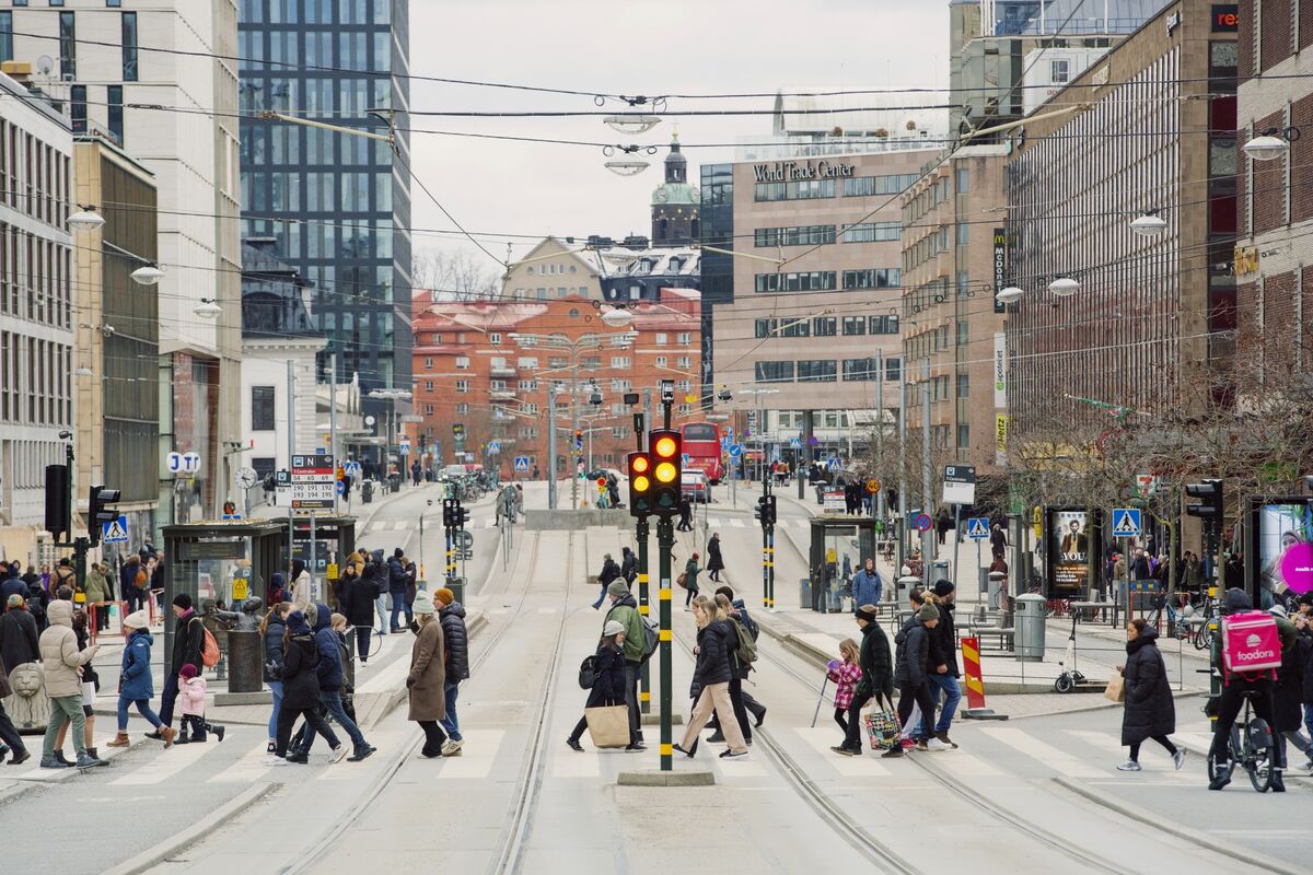 Sweden’s Ekes Out Growth in First Quarter, Averting Recession - Bloomberg