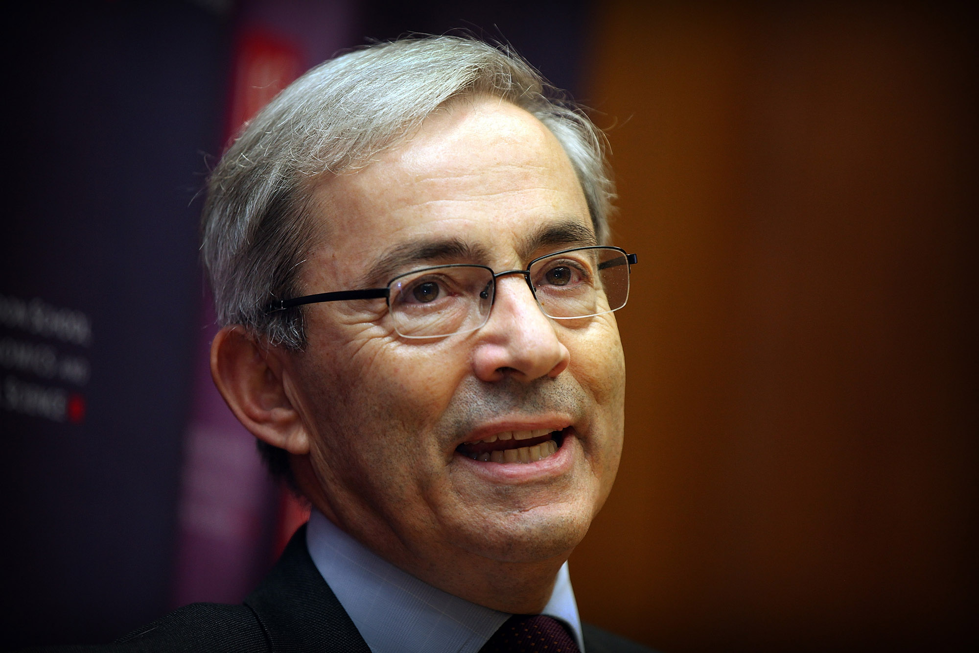 Nobel Winner Says Europe Will Survive Shift to Automation - Bloomberg