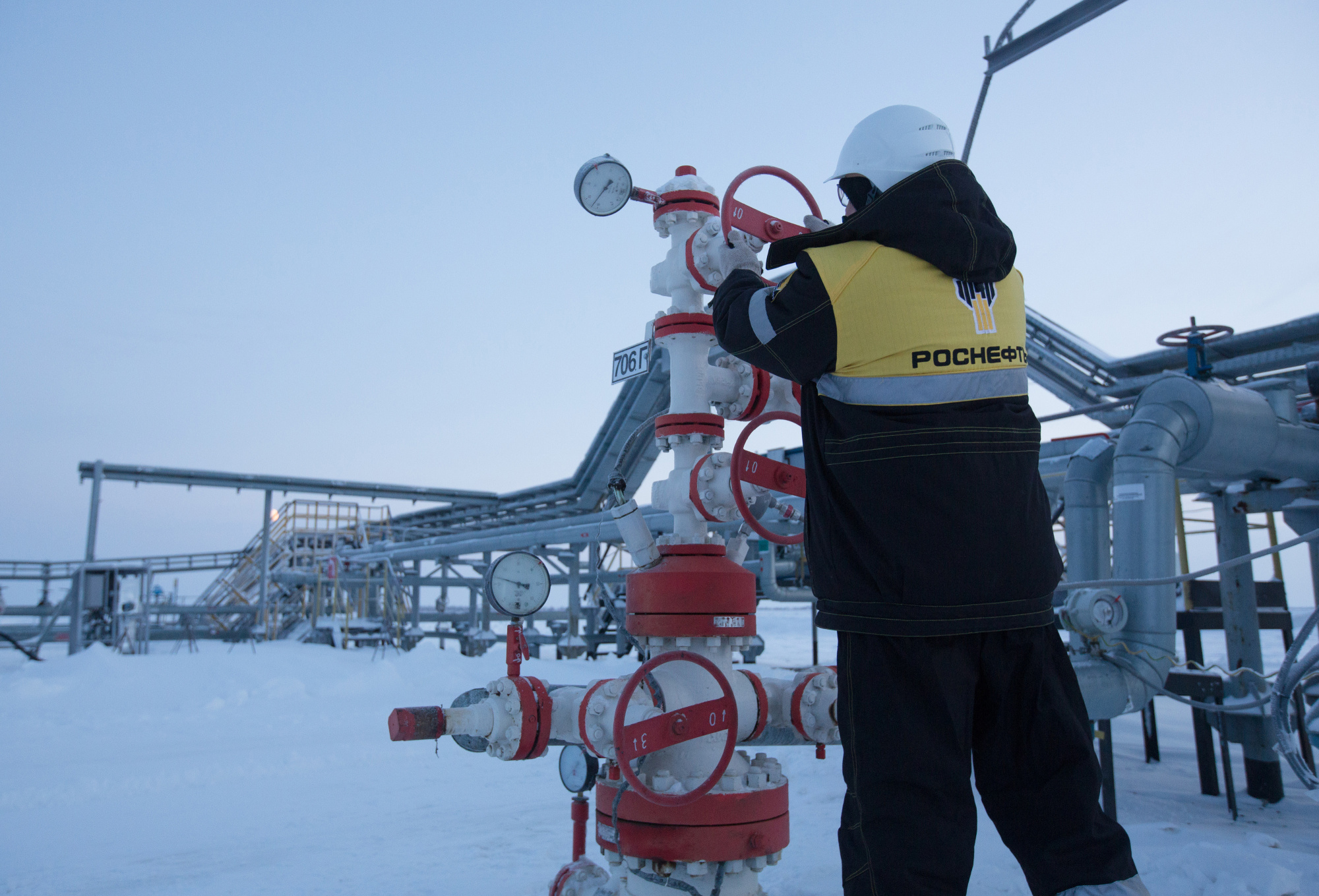 Russia's Oil Output Cut Could Be Undone by Maintenance and Diminished ...
