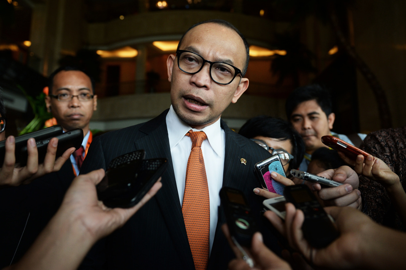 Jokowi Looks to Reboot Indonesia Economy With Revamped Cabinet - Bloomberg