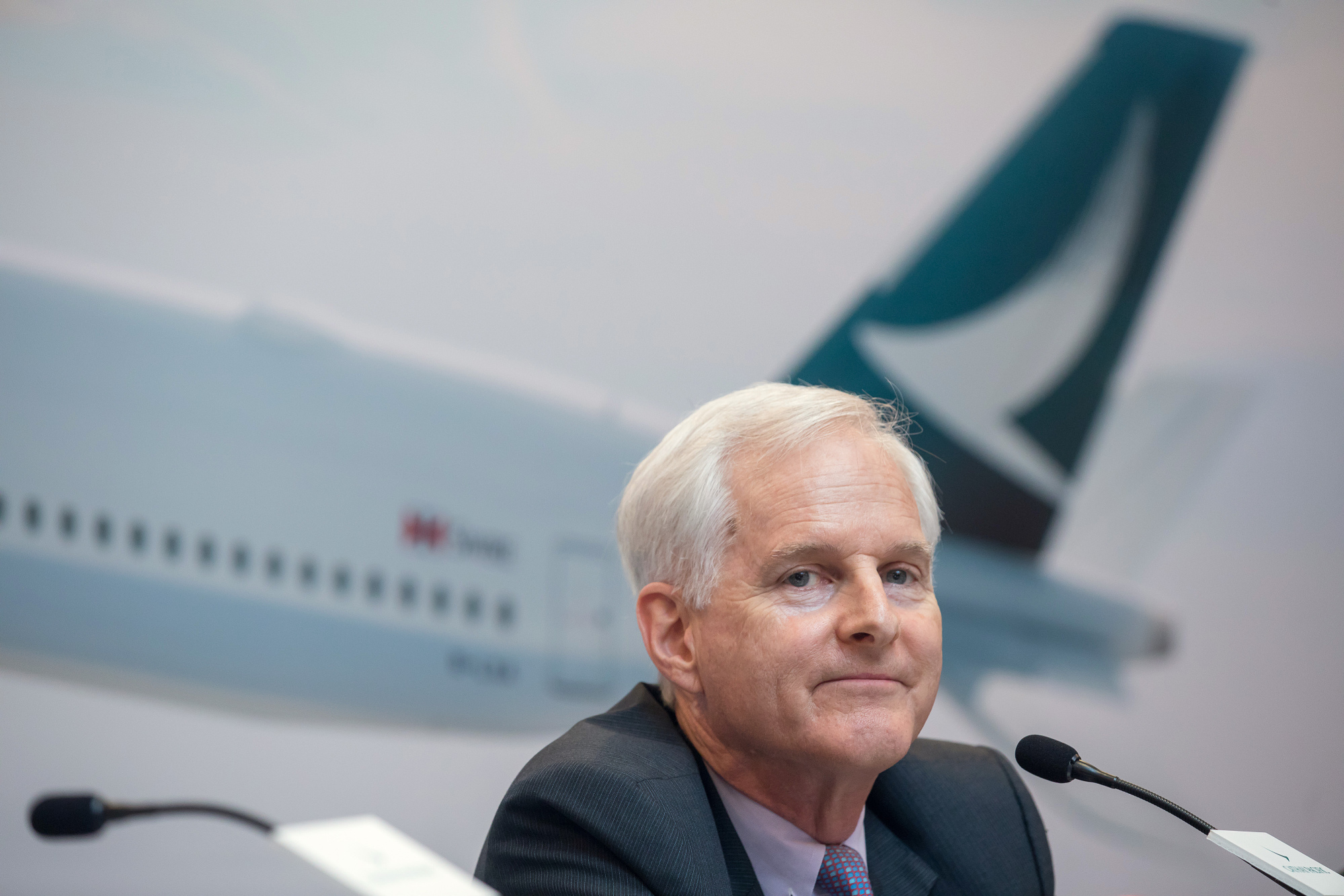 Cathay Pacific's Foreign Roots Impede Hong Kong Defense - Bloomberg