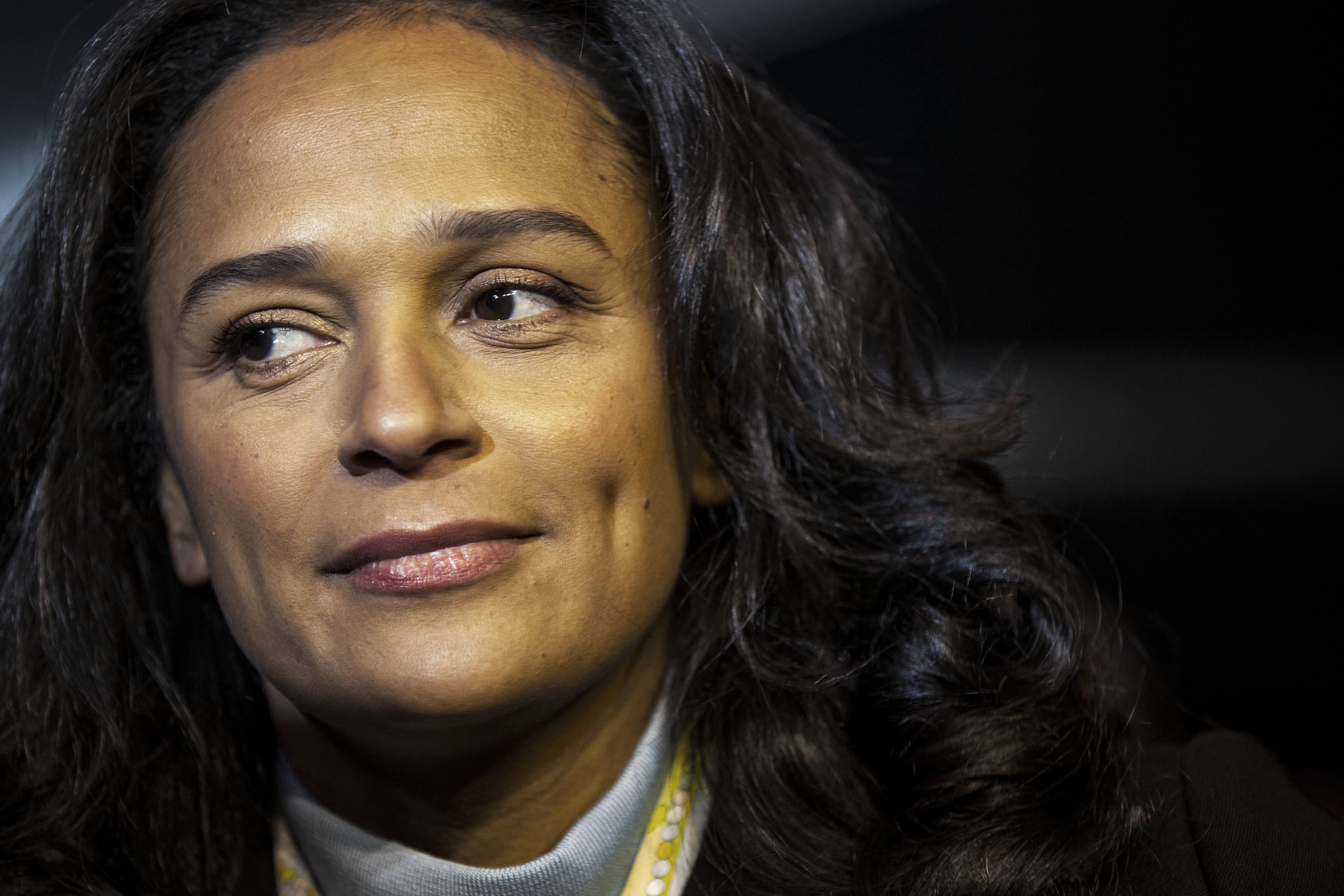 Isabel Dos Santos Says Probe Is Based on Fake Passport - Bloomberg