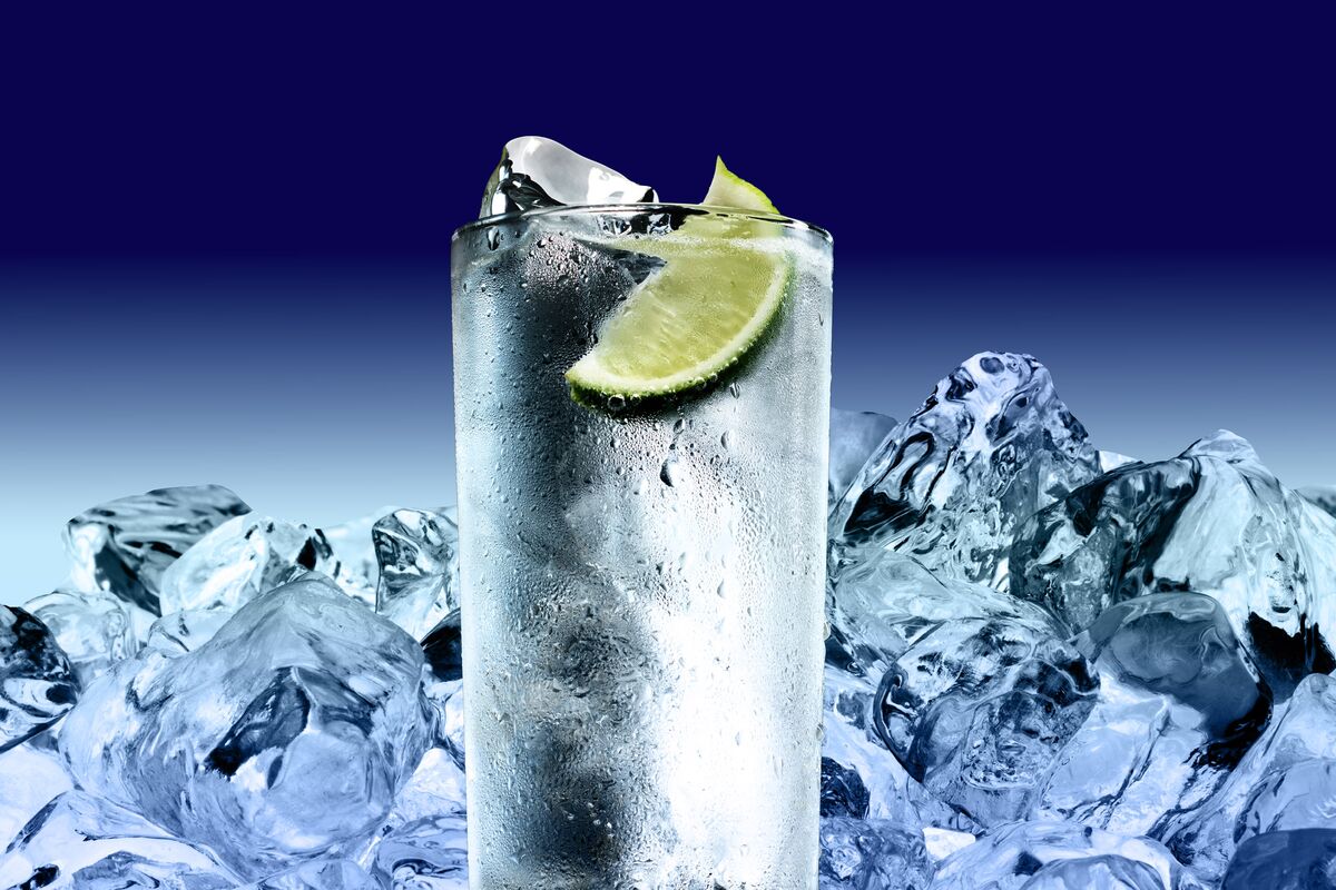 Extreme Cocktail Ice and How to Make the Perfect Passionfruit Margarita ...