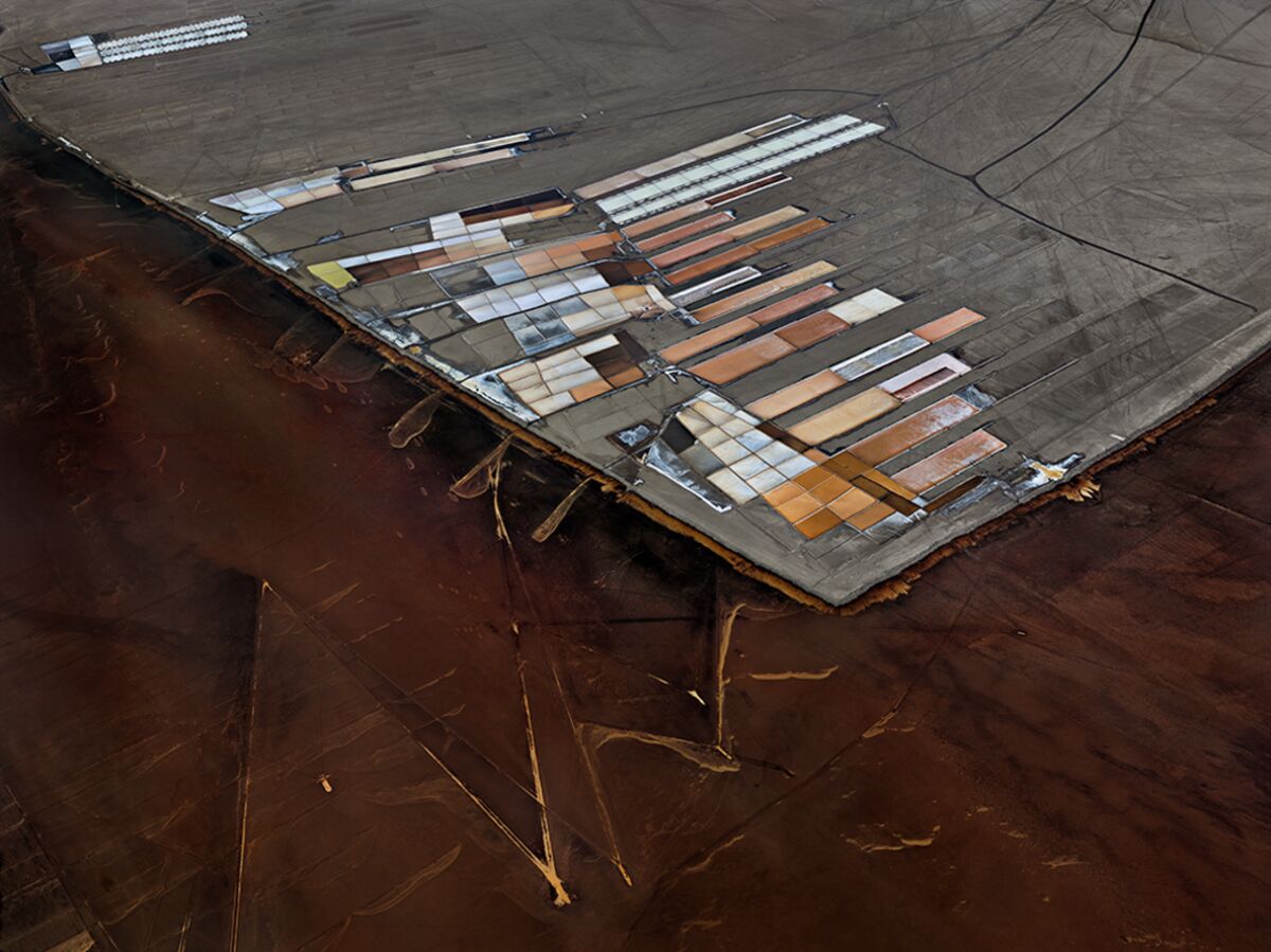 See the Mesmerizing Geometry of India's Salt Pans - Bloomberg