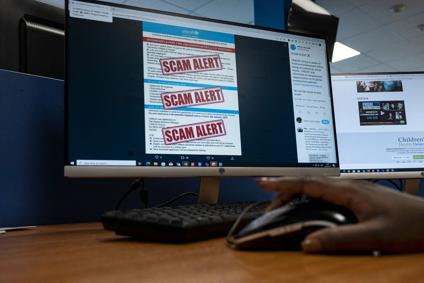 4 Job Scam Warning Signs and How to Avoid Them on LinkedIn, Indeed ...