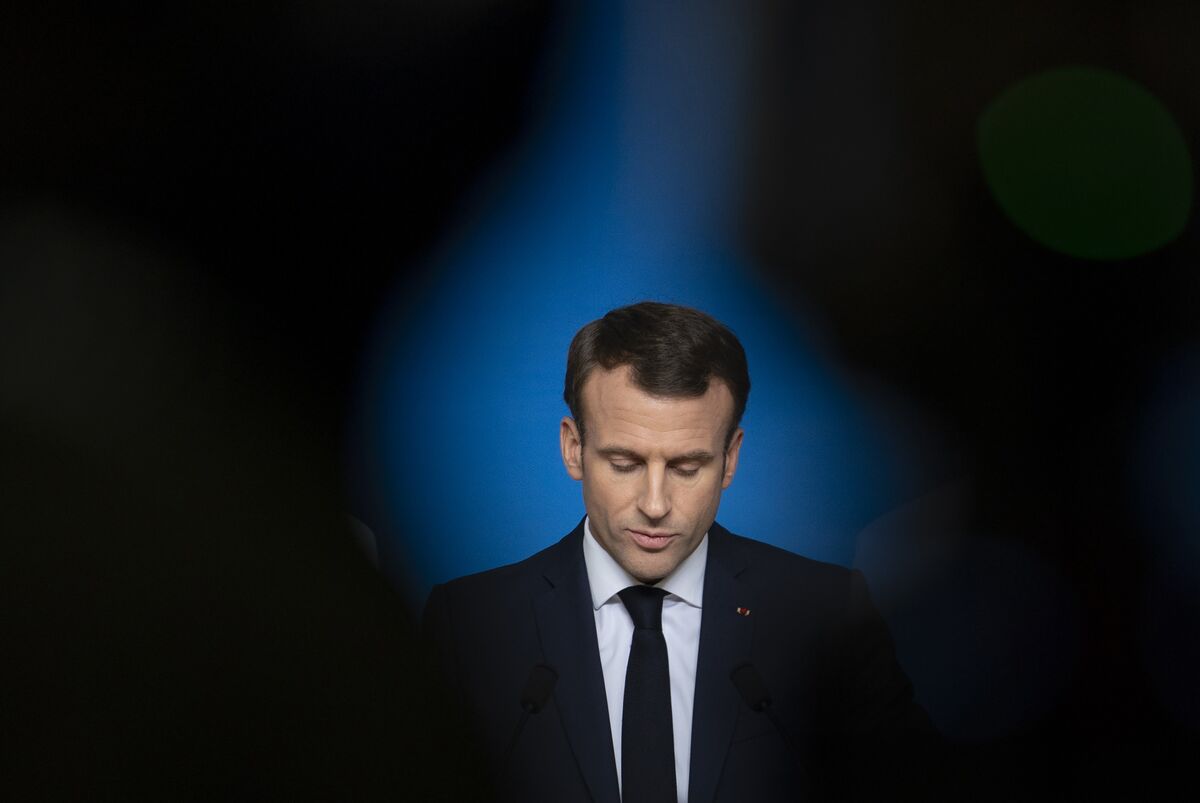 Macron's Top Aides Face Possible Probe in Bodyguard Scandal - Bloomberg