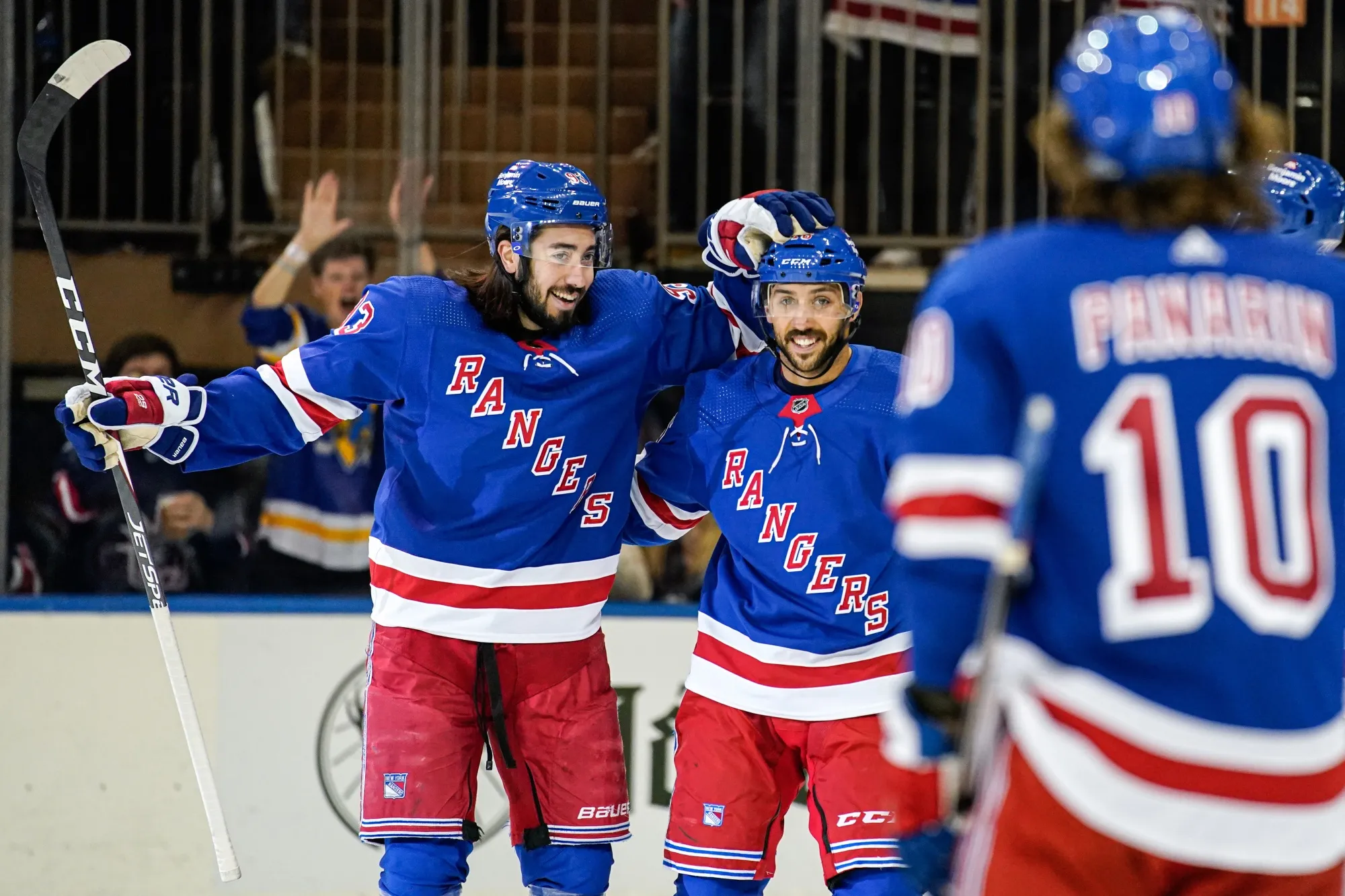 Zibanejad, Panarin Lead Rangers to 6-4 Win Over Ducks - Bloomberg