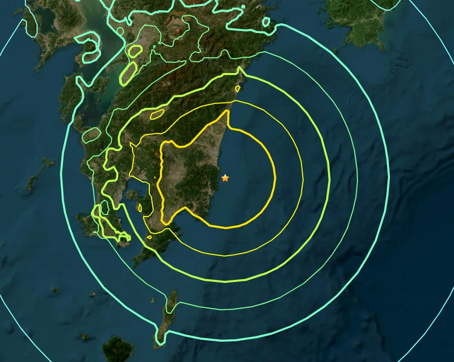 Strong Earthquake Hits Near Southwestern Japanese Island - Bloomberg