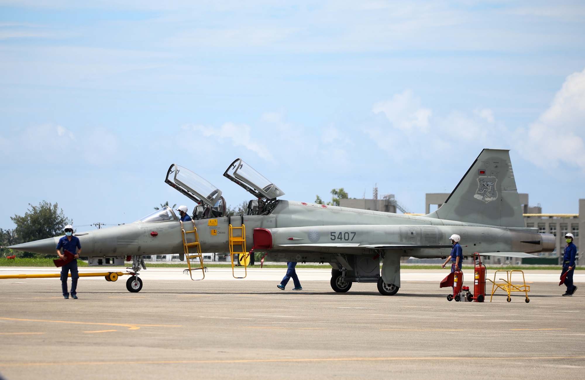 米防衛企業約25社が5月に台湾訪問、無人機など共同生産協議へ－報道 - Bloomberg