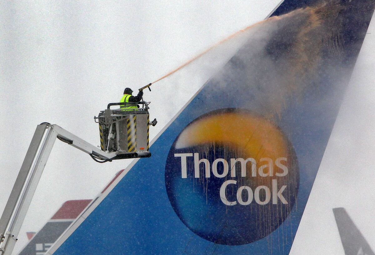 Thomas Cook's Auditor Ernst & Young Actually Does Its Job - Bloomberg