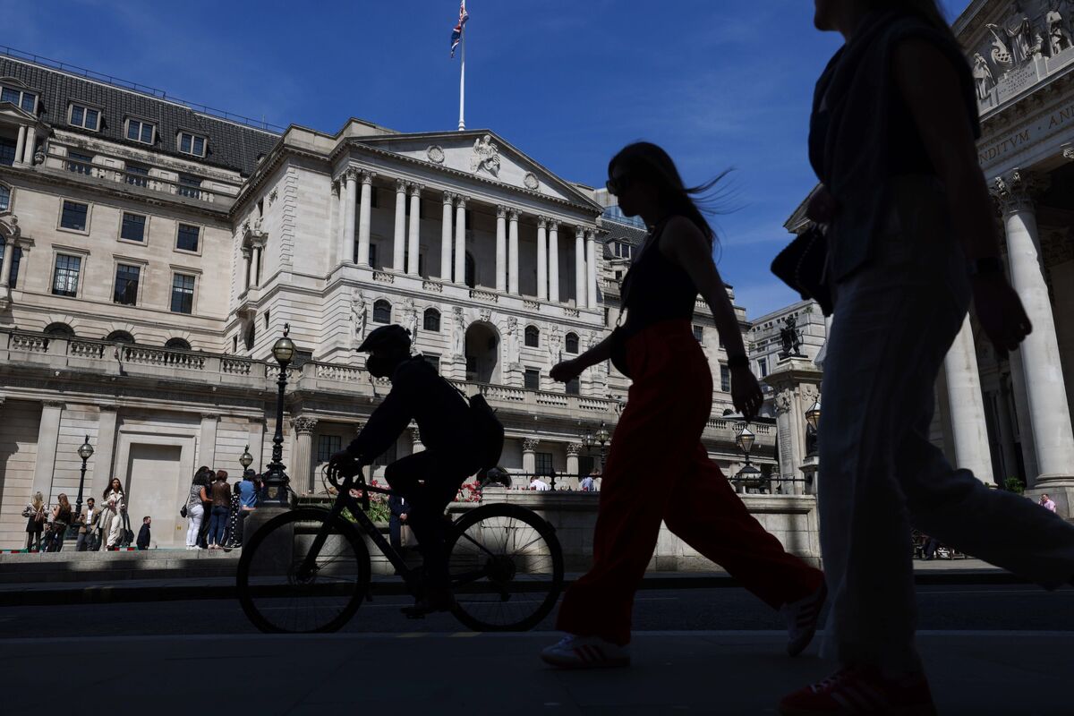 英独債スプレッド拡大、1990年以来の高水準に接近－英賃金上昇に反応 - Bloomberg