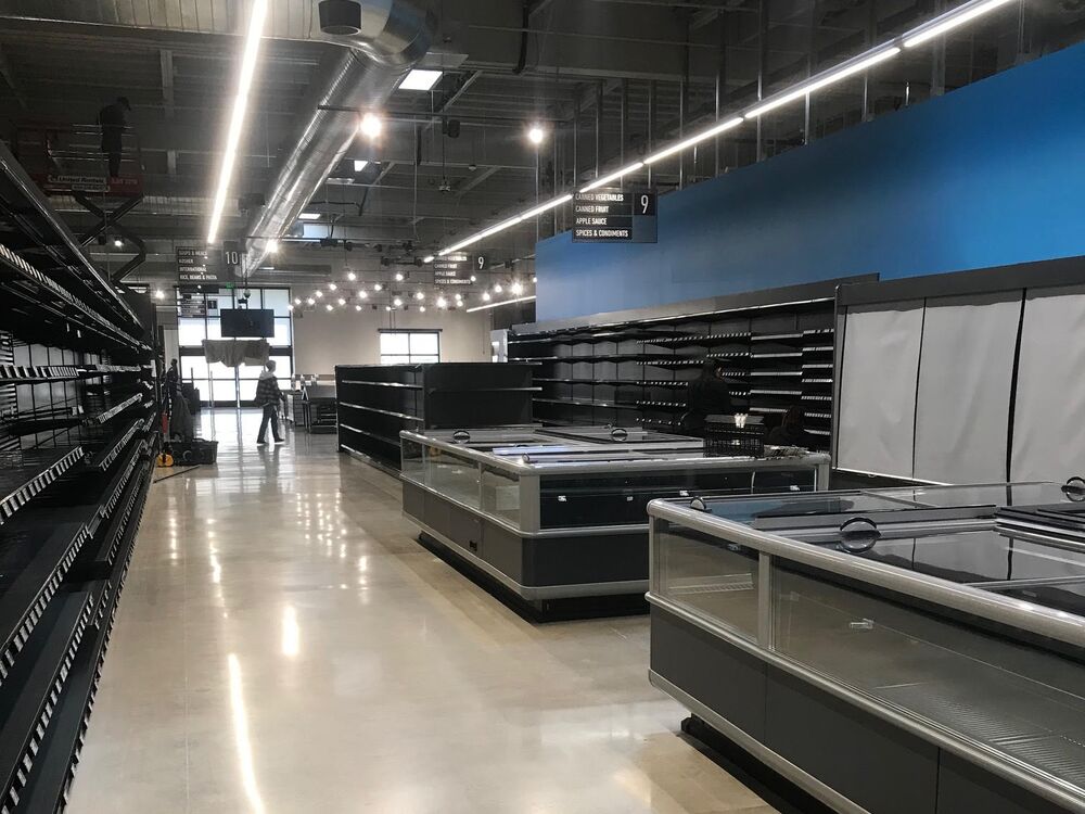 A First Peek Inside Amazon’s New Grocery Store Concept in Los Angeles ...