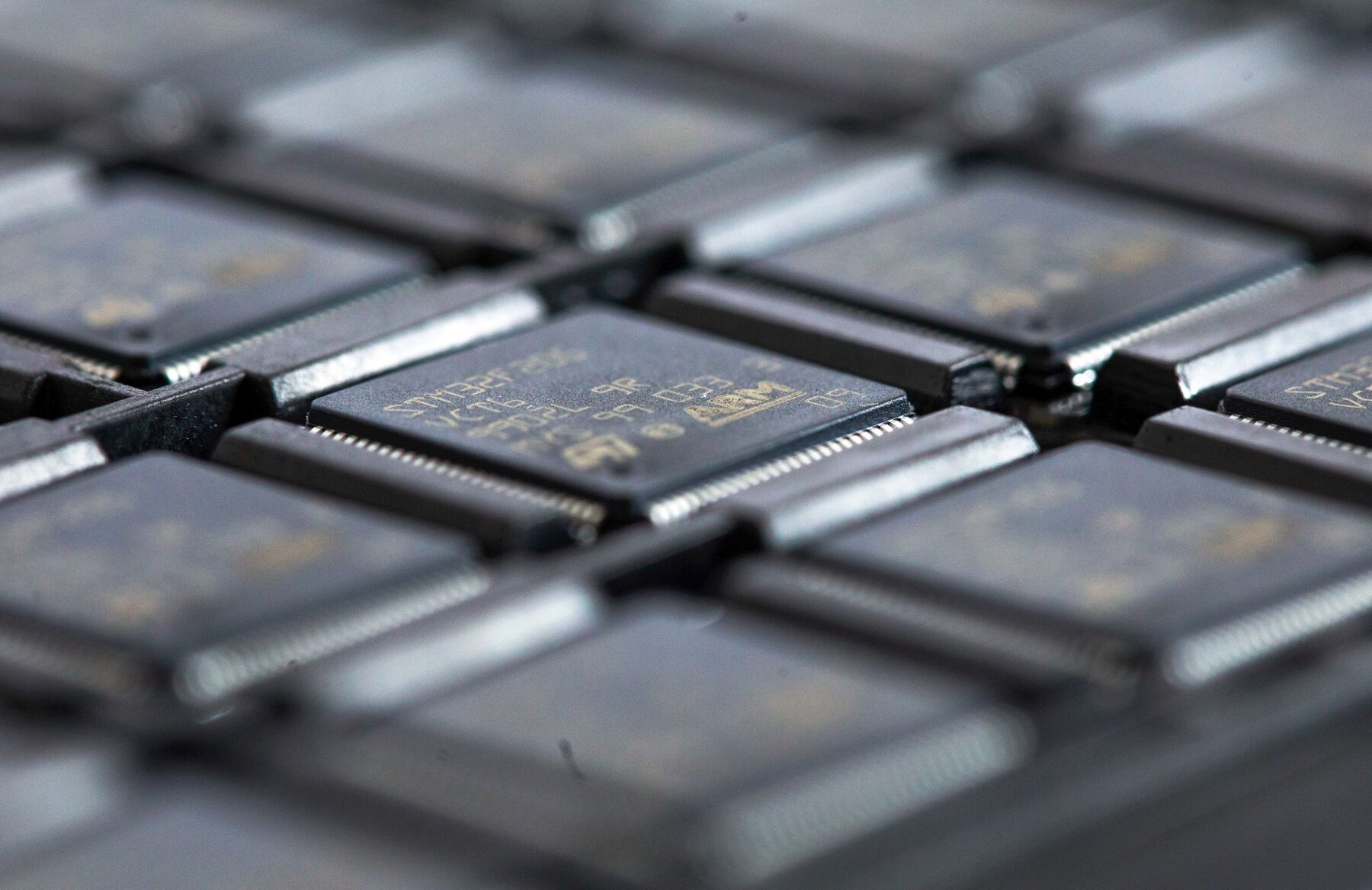 Arm (ARM) Shares Slip After Chip Designer Gives Tepid Annual Forecast ... Arm (ARM) Shares Slip After Chip Designer Gives Tepid Annual Forecast ...