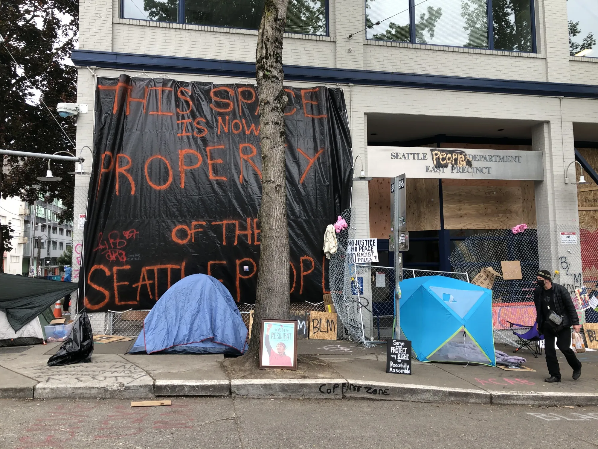 Seattle Autonomous Zone: More Circus Than Siege - Bloomberg
