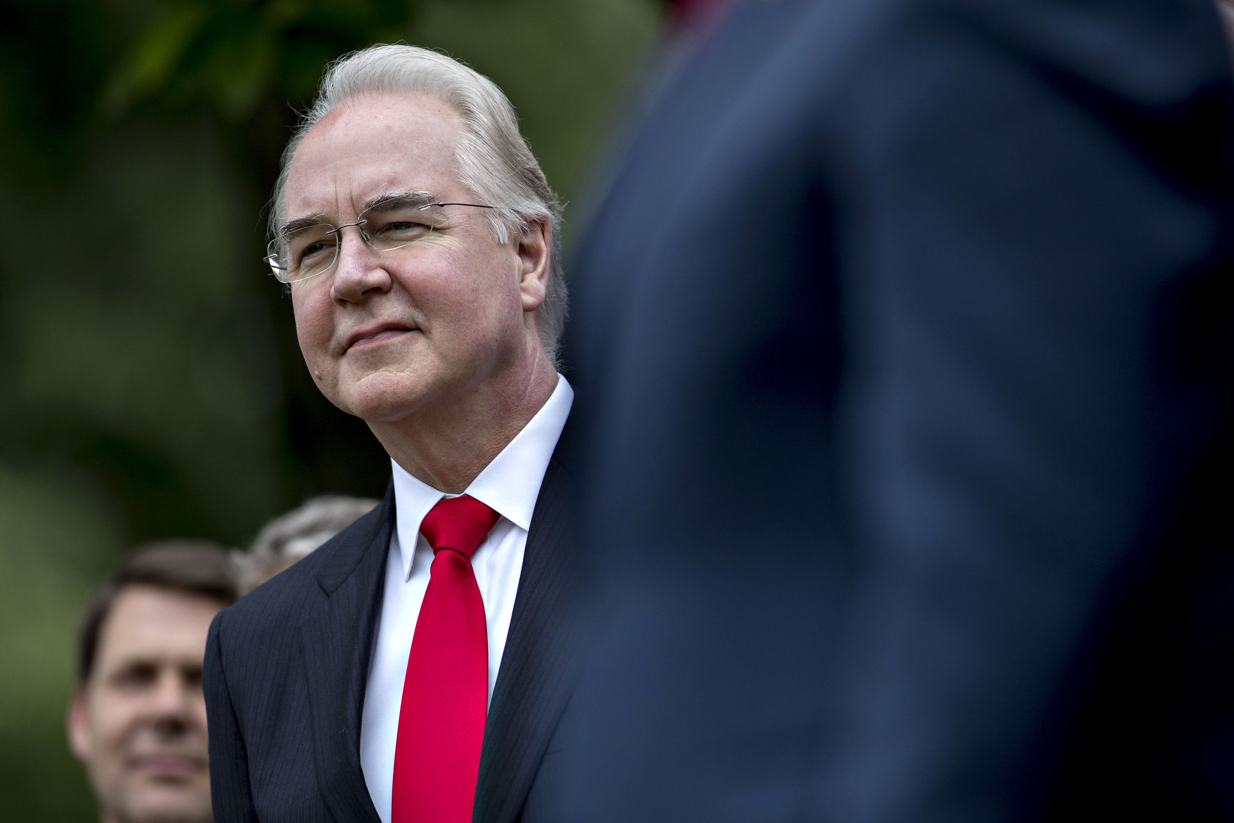 Former Health Secretary Tom Price Gets a New Gig as Adviser - Bloomberg