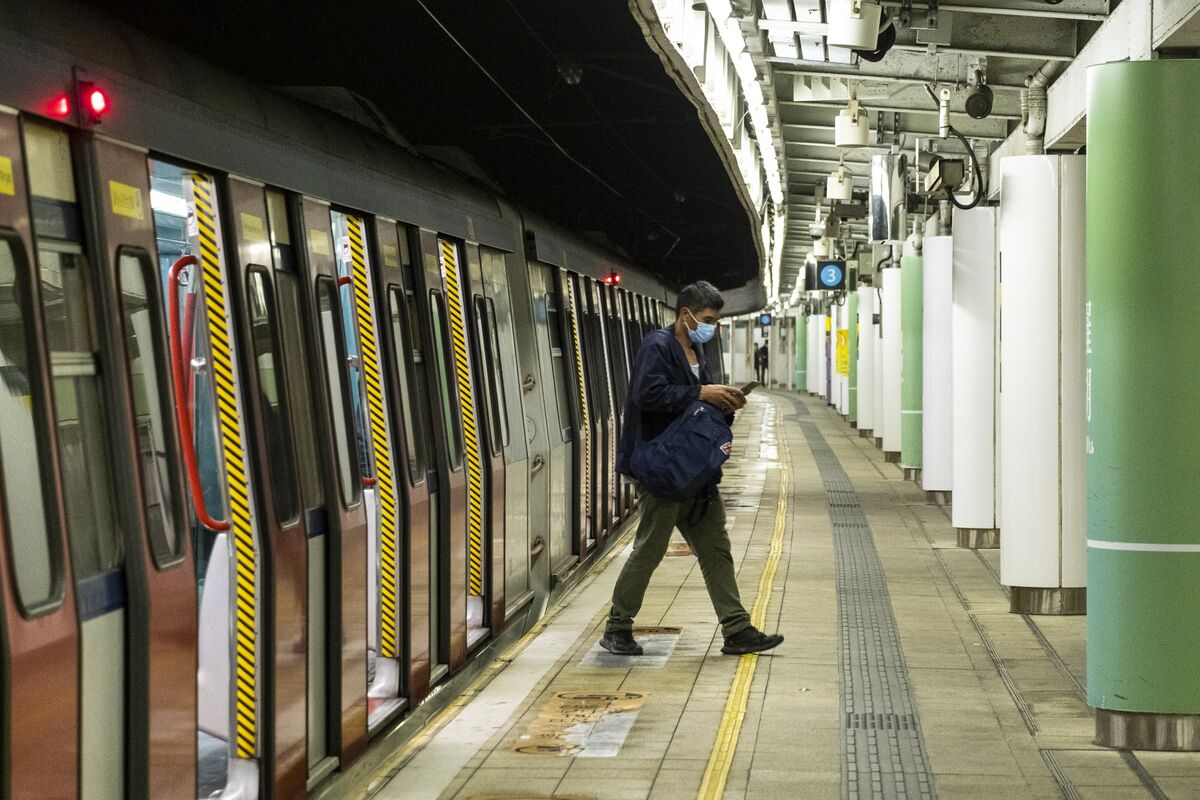 Hong Kong's MTR Open to Building More Subsidized Flats - Bloomberg