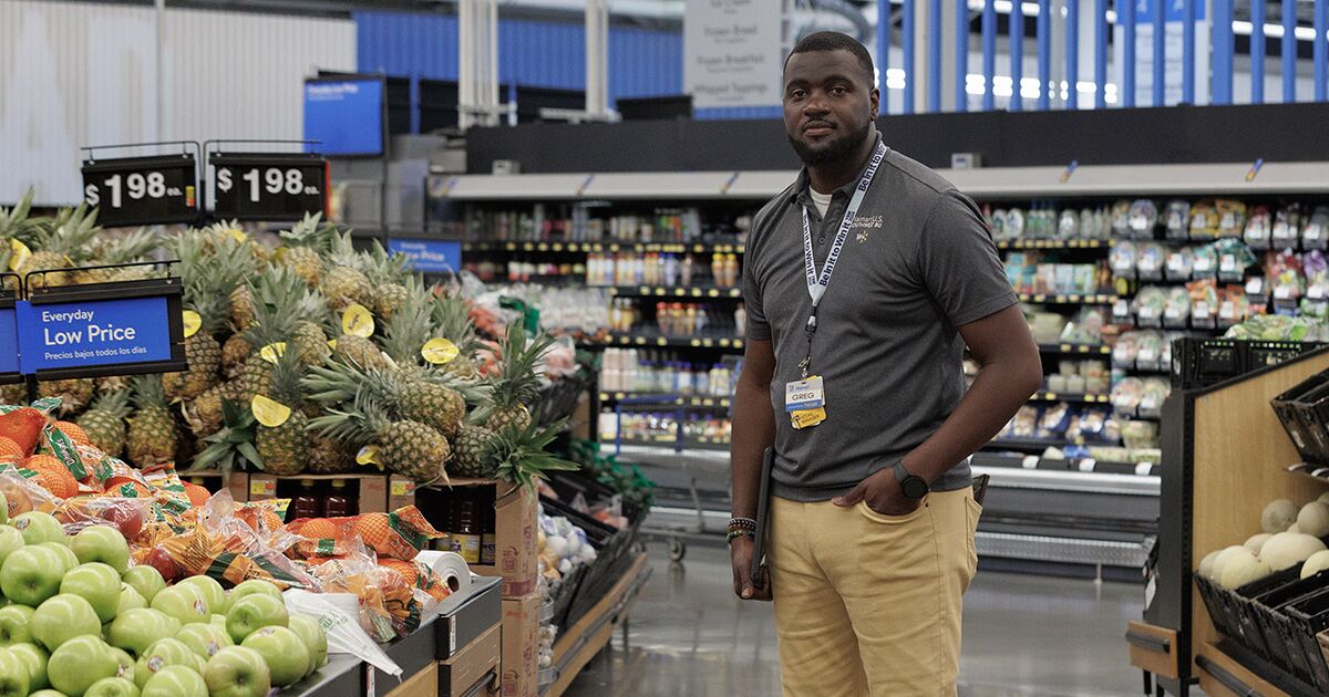 Yes, Walmart Store Managers Really Can Make $500,000 a Year