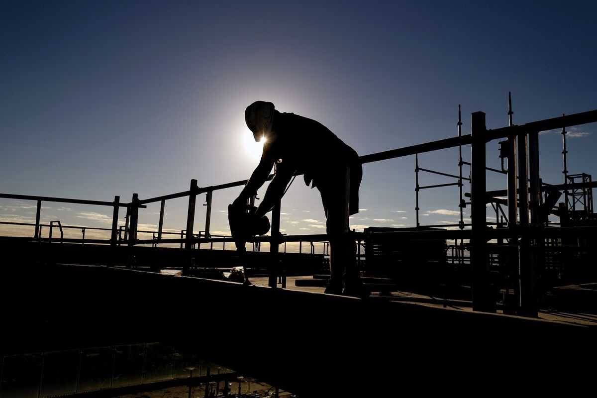 Damian Shepherd - Journalist Profile - Intelligent Relations