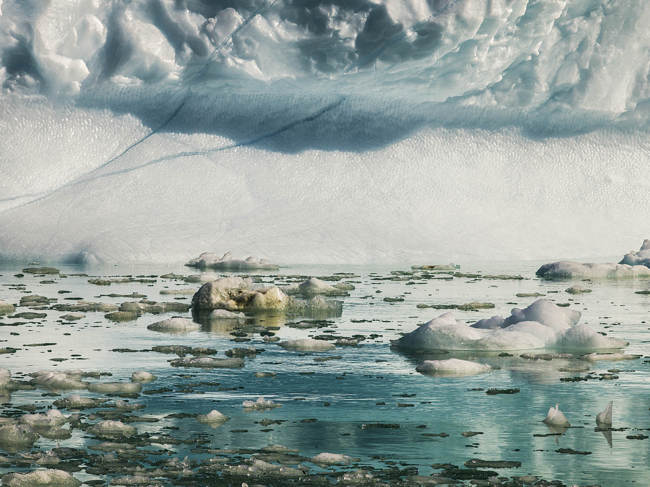 Stunning Photos of the Arctic Circle's Melting Ice Terrain - Bloomberg