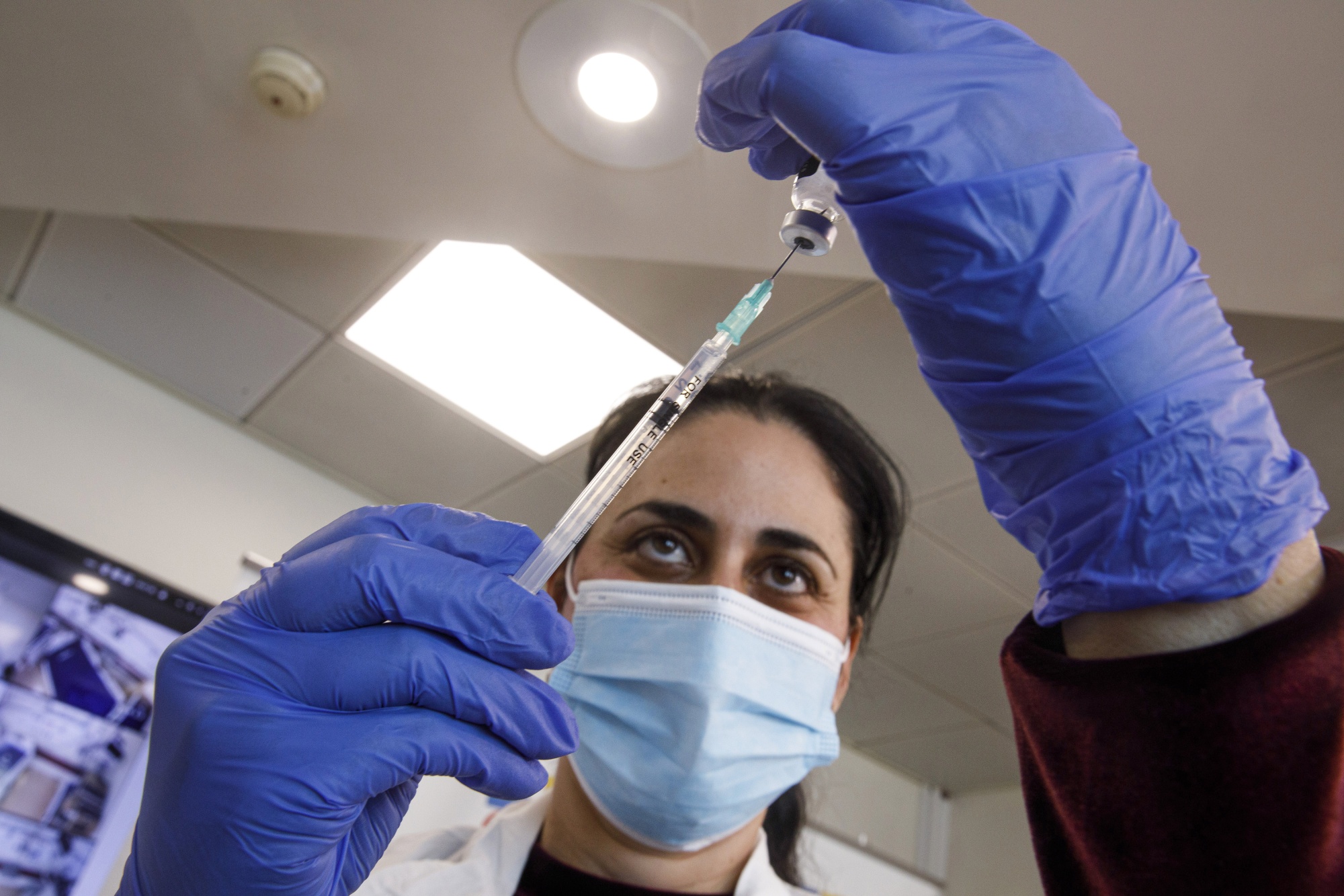 Netanyahu’s ‘Obsession’ Helped Pfizer Choose Israel for Study - Bloomberg