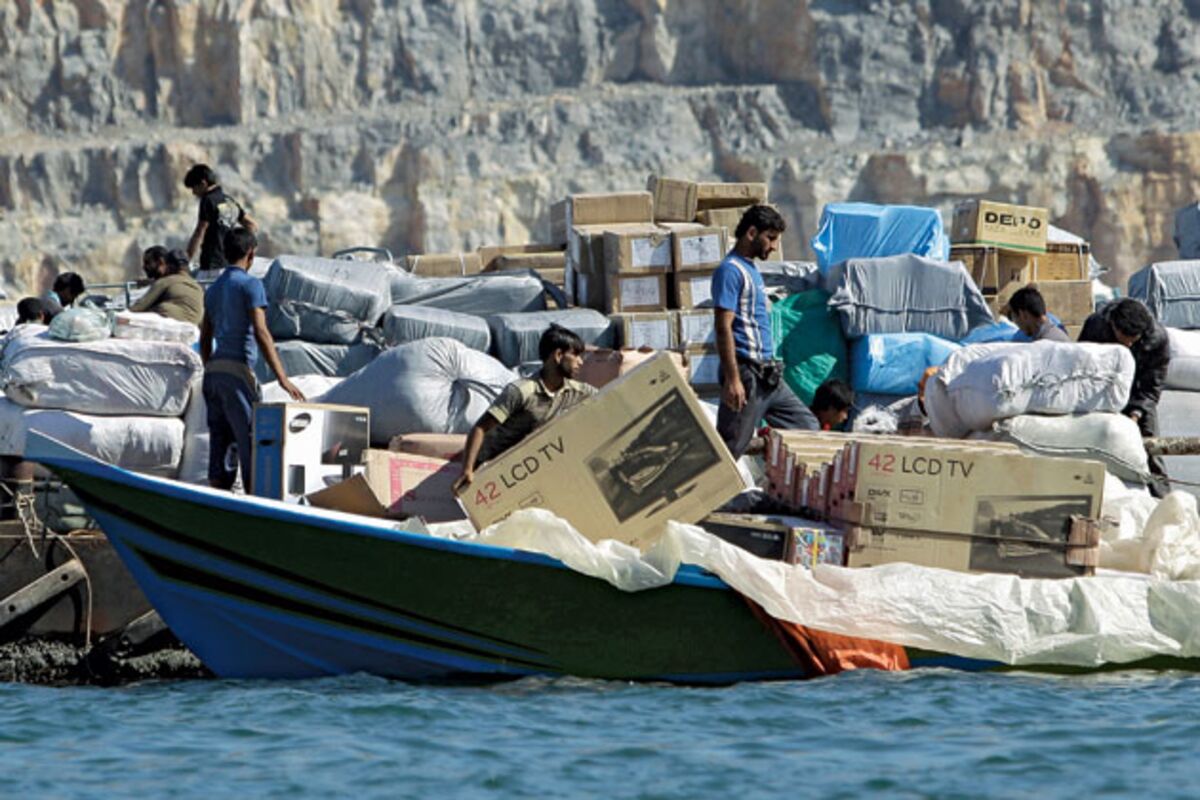 Iran's Smugglers Feel the Squeeze - Bloomberg