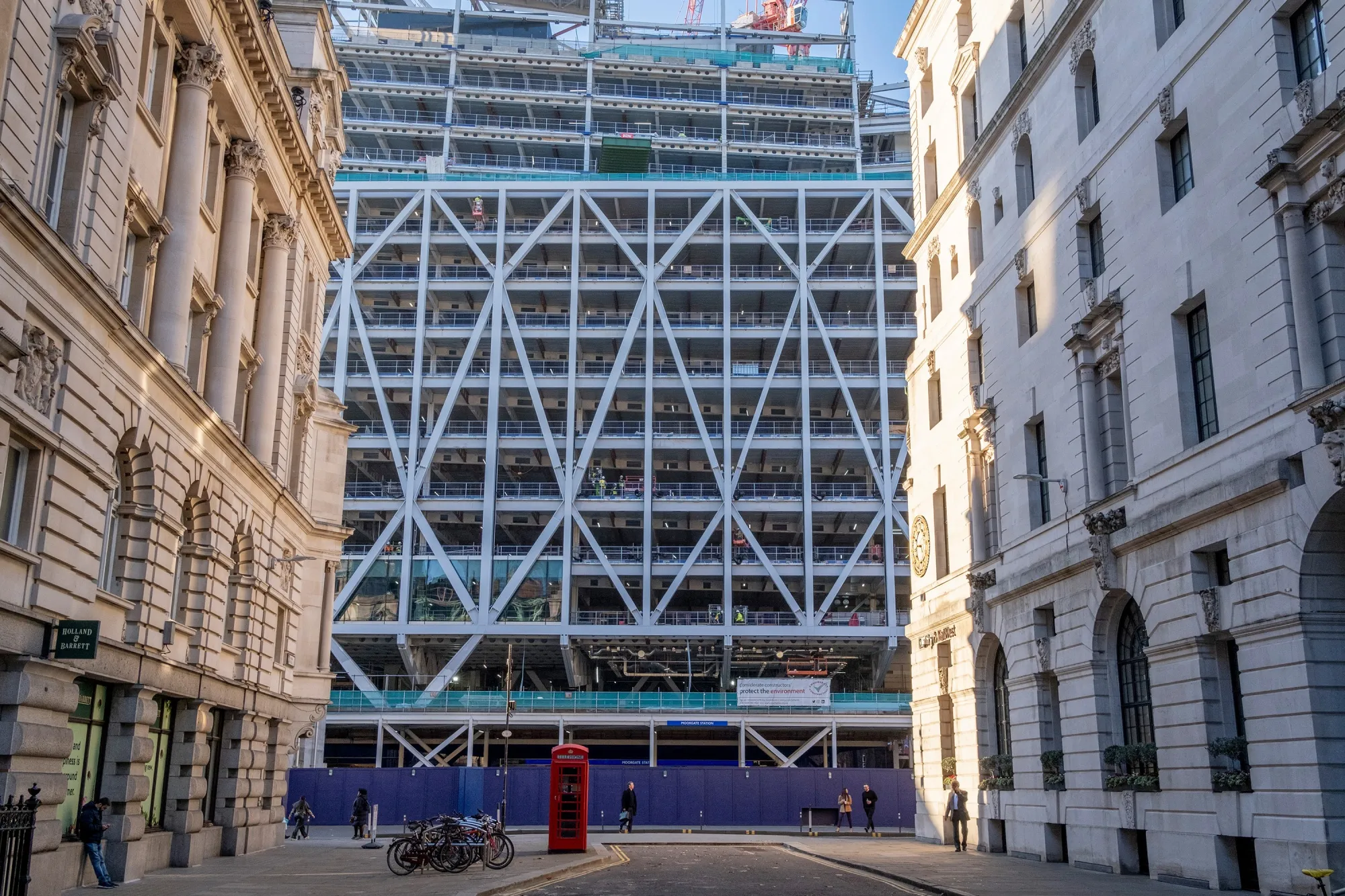Landsec to Sell Deutsche Bank’s New London Headquarters for a Discount ...