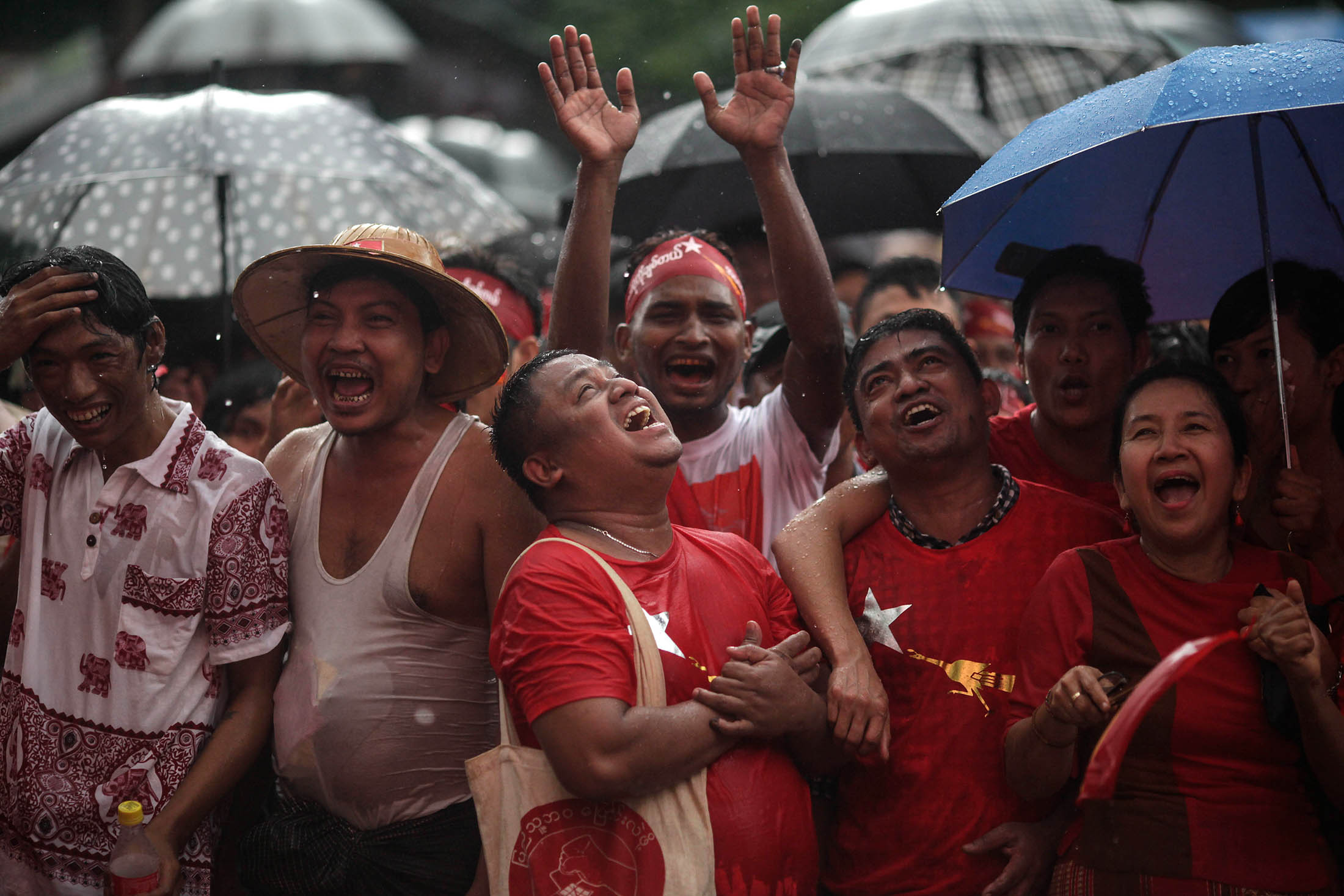 Suu Kyi’s NLD on Cusp of Historic Myanmar Election Victory - Bloomberg